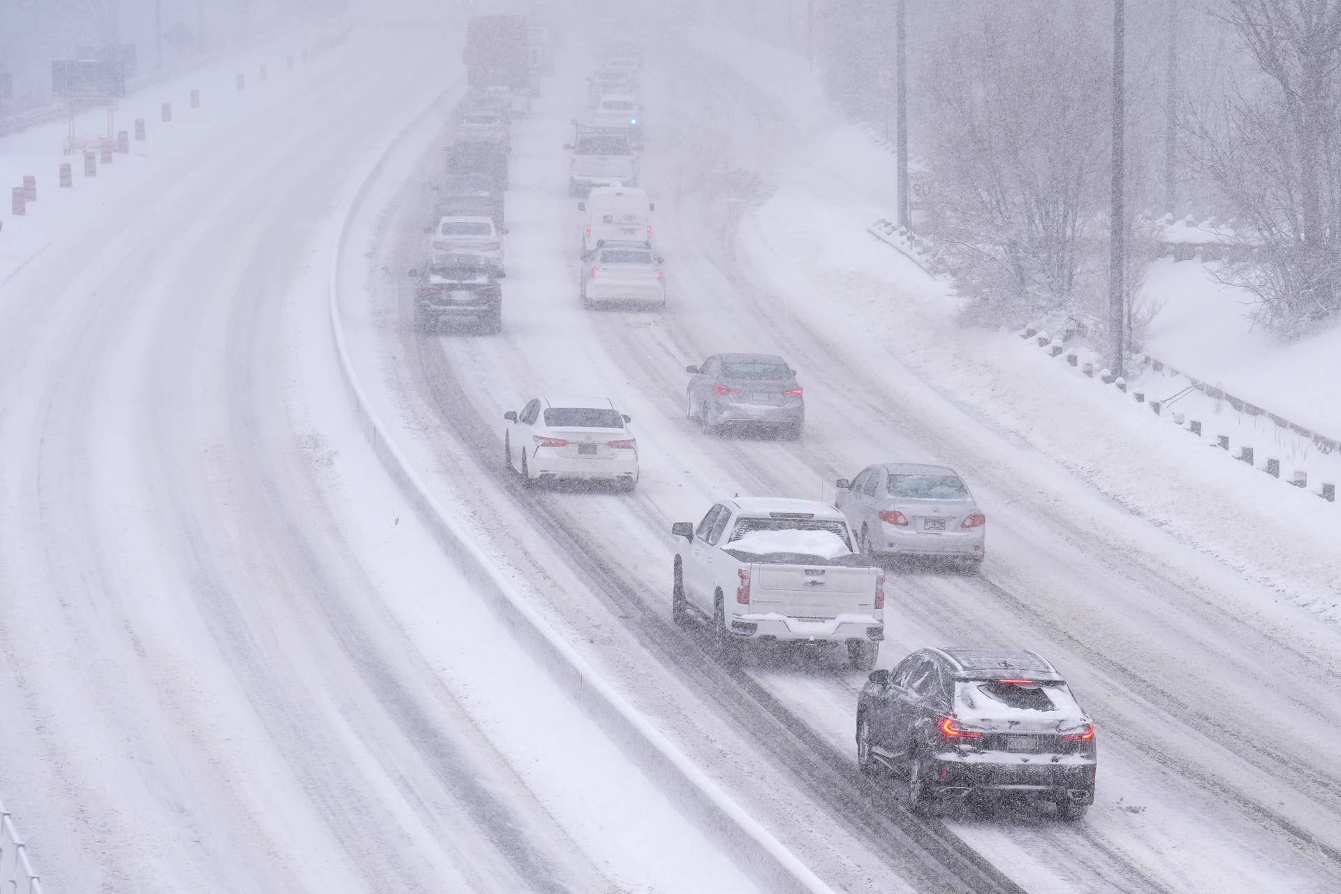 Winter Weather Advisory: Snow Coming to 2 States as June Nears - Men's ...