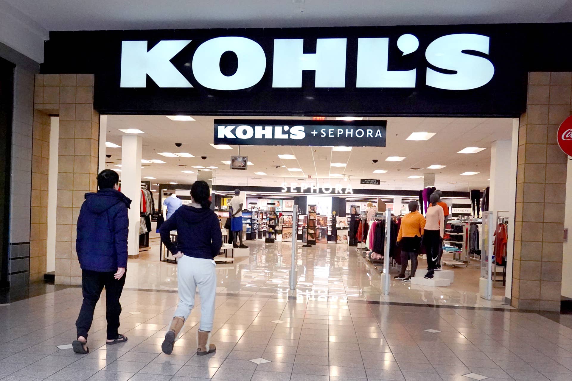 Beloved Retailer With 1,150 Locations Announces Major Decision on ...