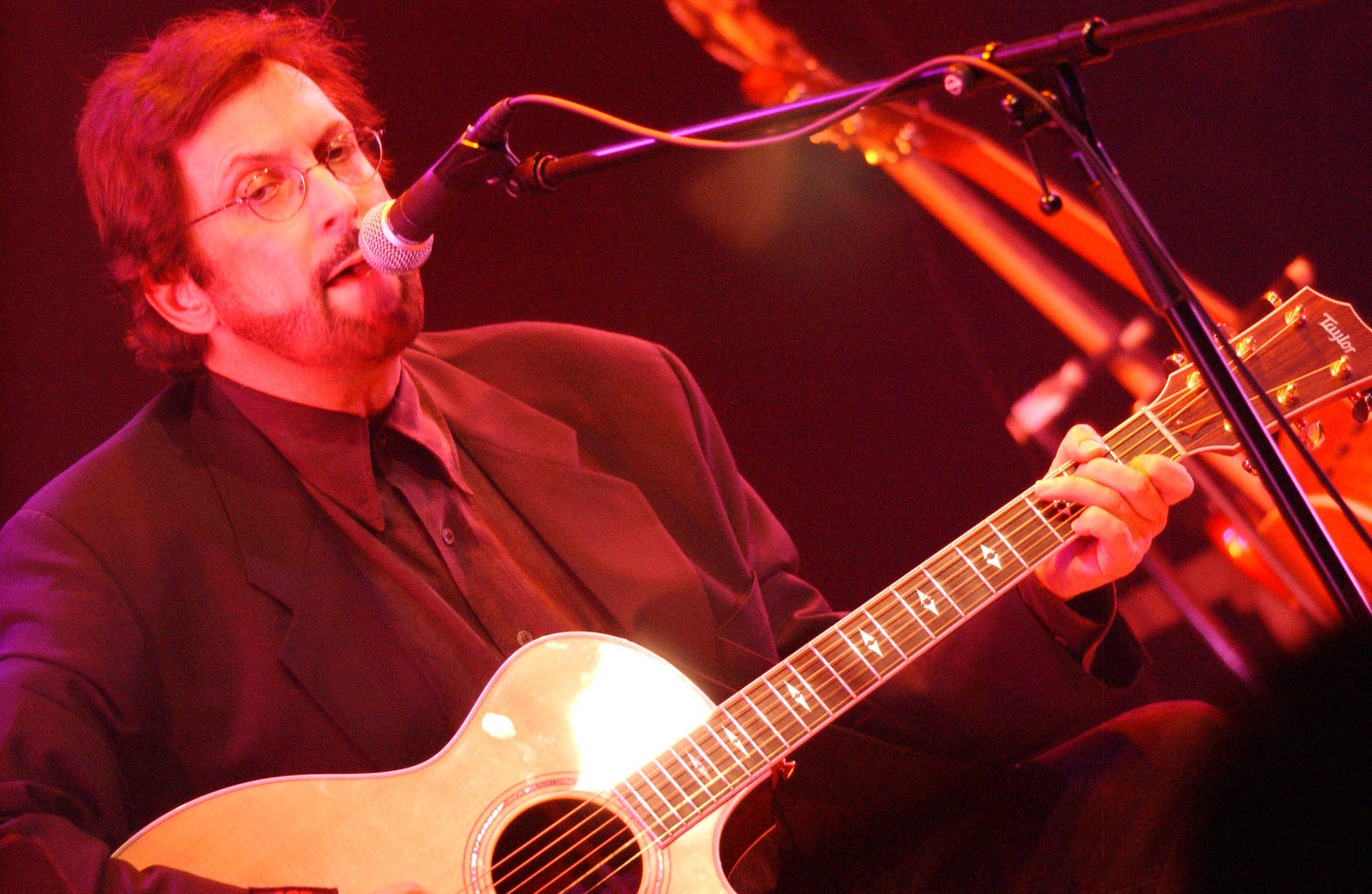 Beloved '70s Singer Comes Out of Retirement After 7-Year Hiatus - Men's ...