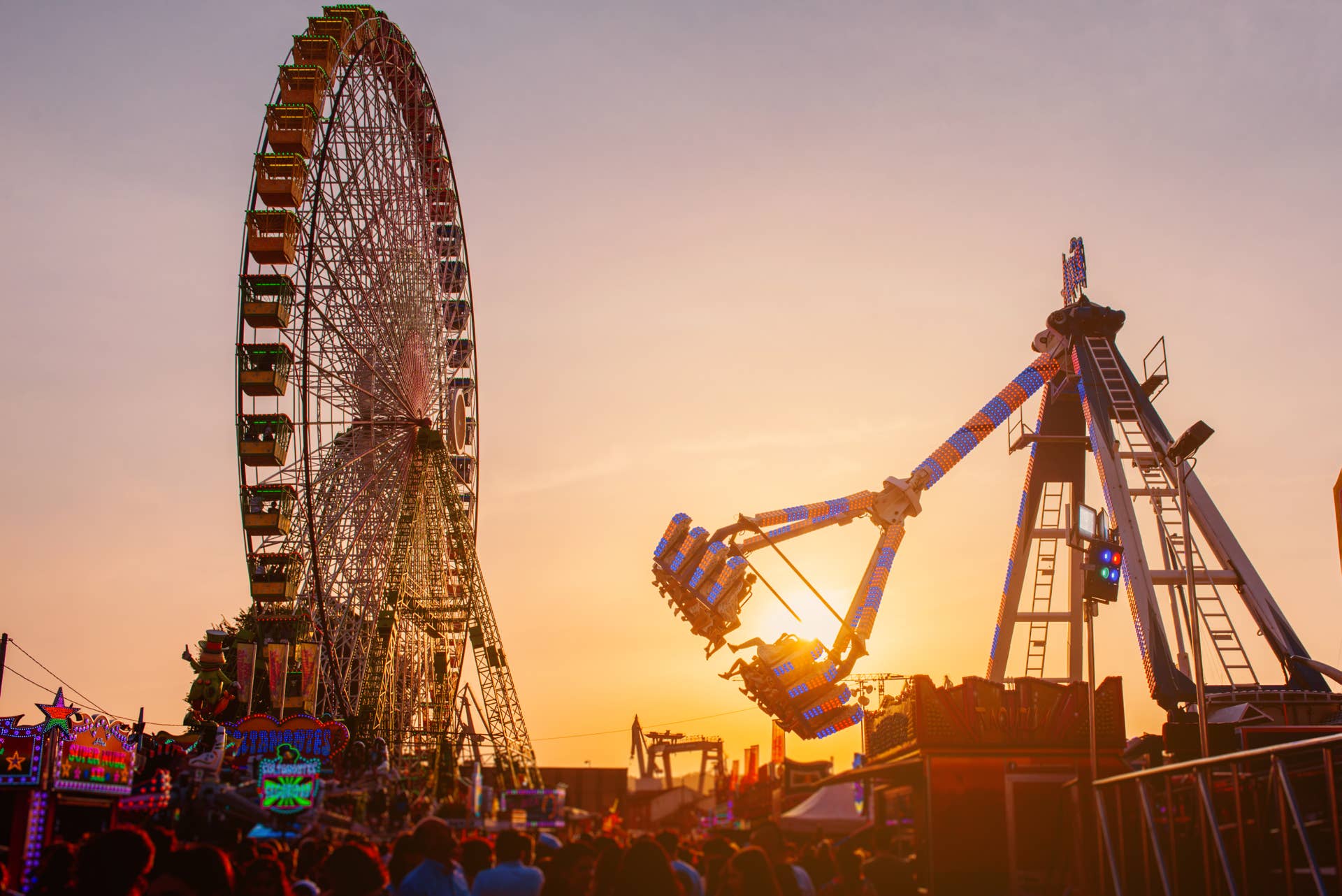 Iconic Theme Park Shuts Down After 27 Years For Surprise Reason - Men's ...