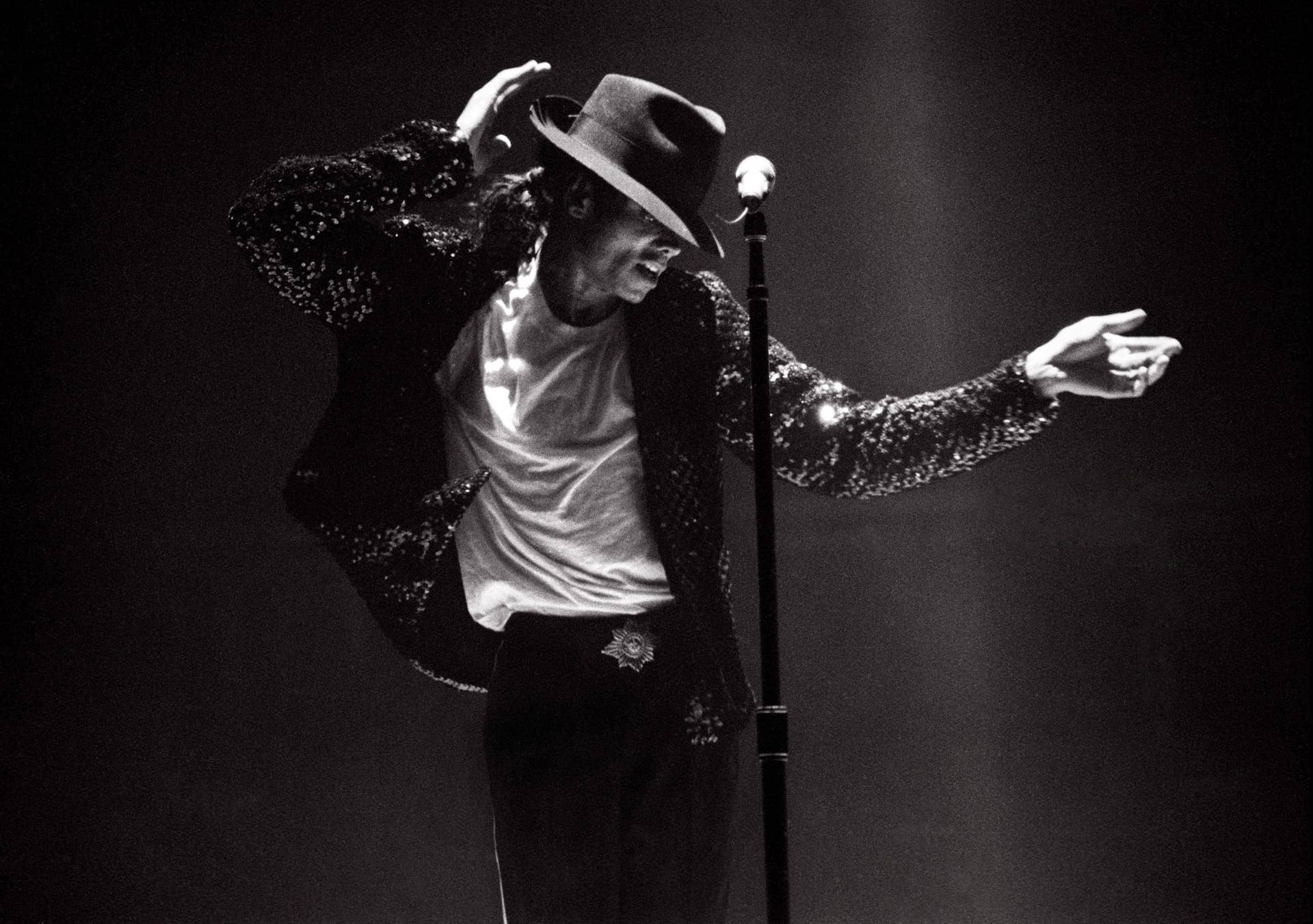Meet Annie: Michael Jackson’s muse for “Smooth Criminal” - Men's Journal