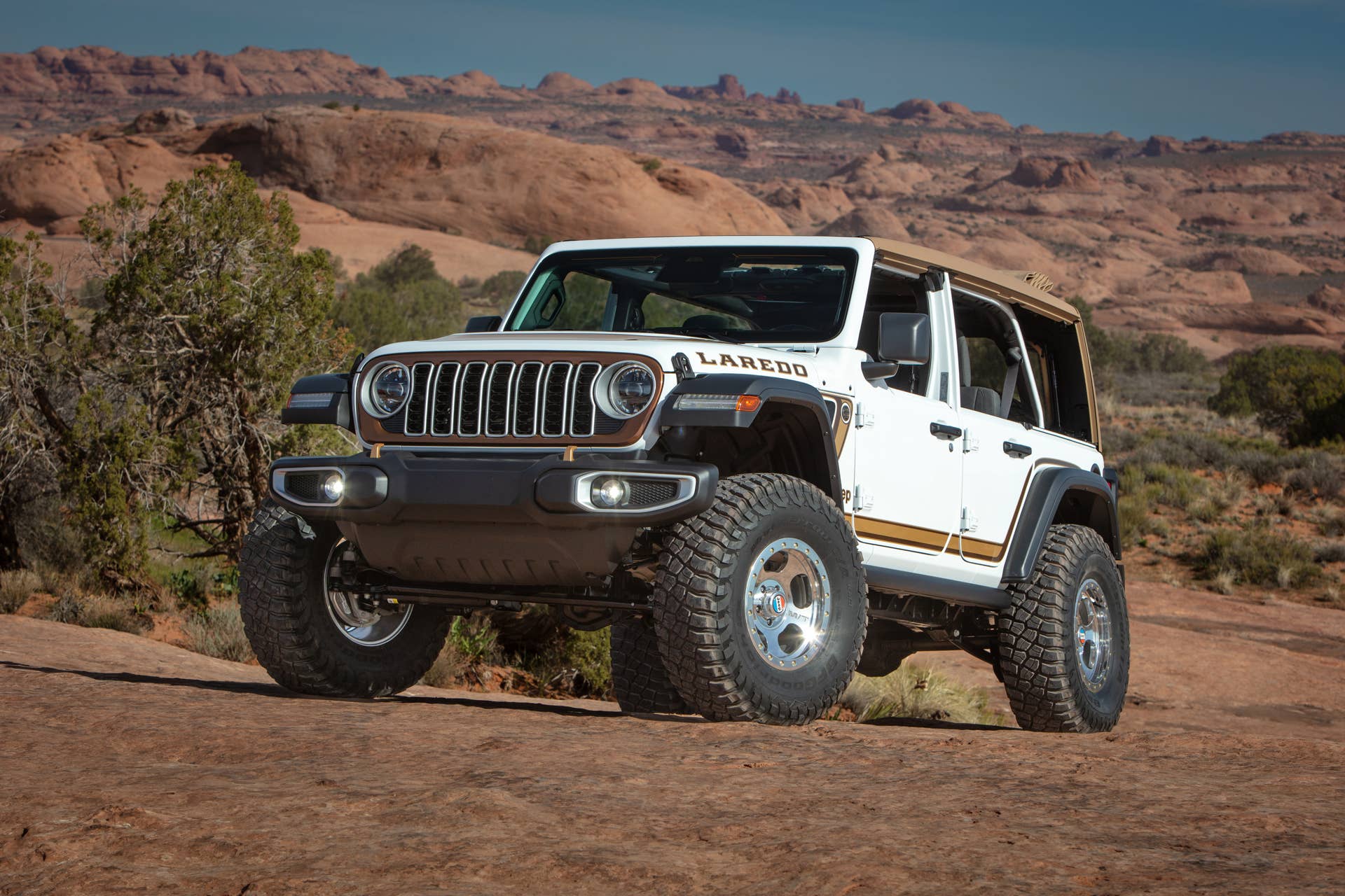 Jeep Is Building A Wrangler With Backwards Seats And A V8 - Men's Journal