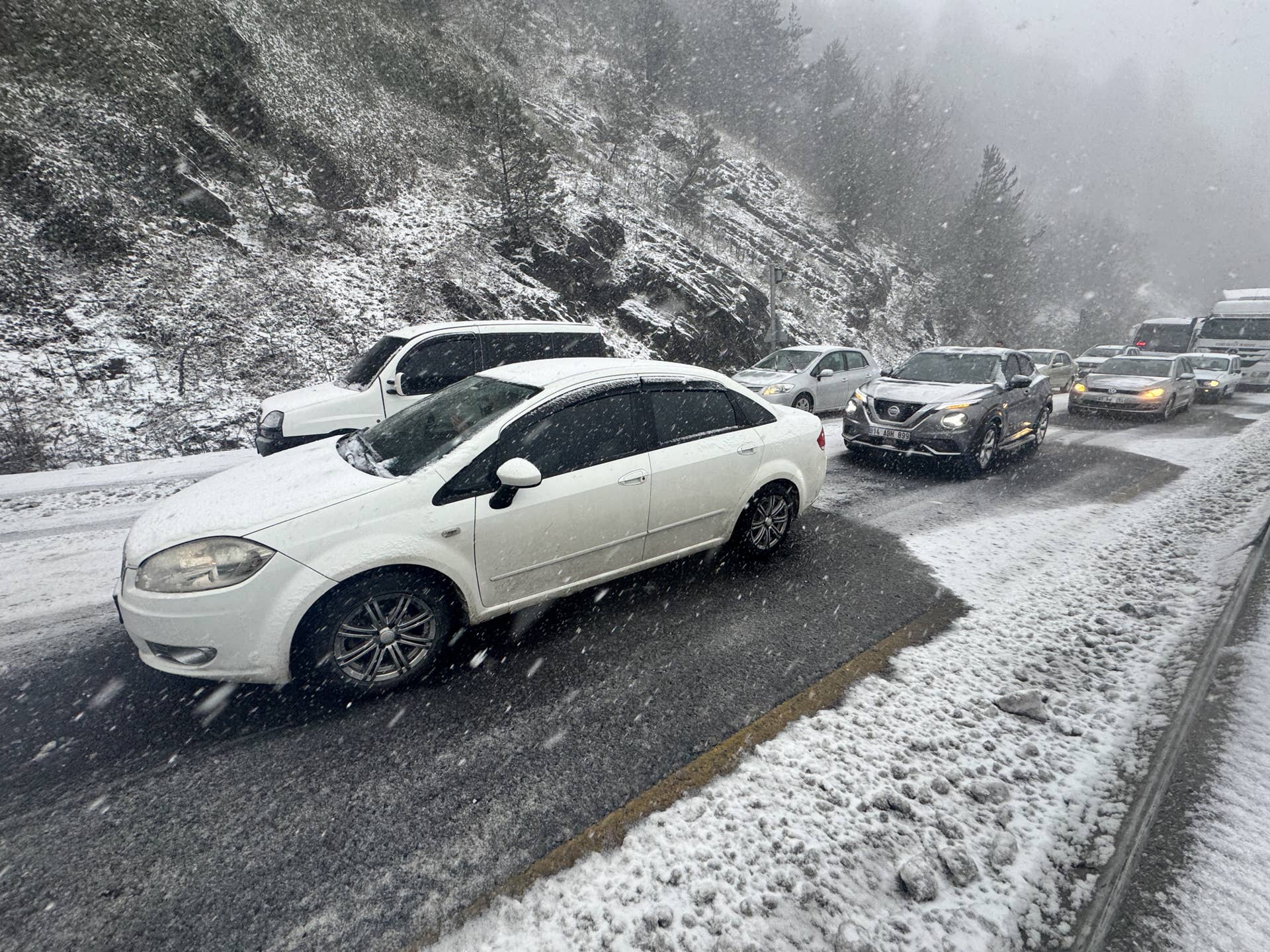 Winter Storm Forecast Calls for Up to 11 Inches Snow and 45 Mph Winds ...