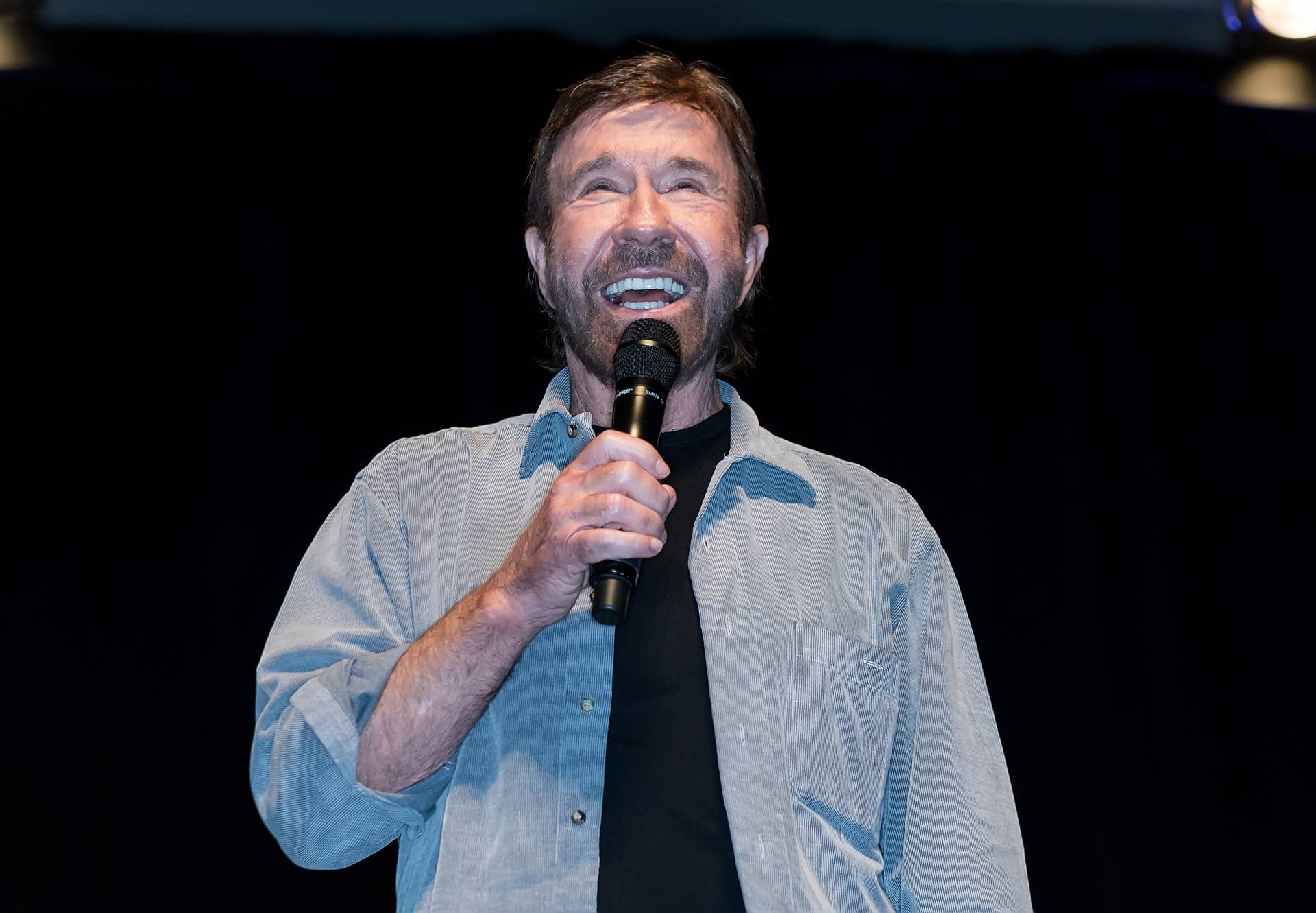 Chuck Norris Dies at 86, but His Legendary Jokes Will Live On - Men's ...