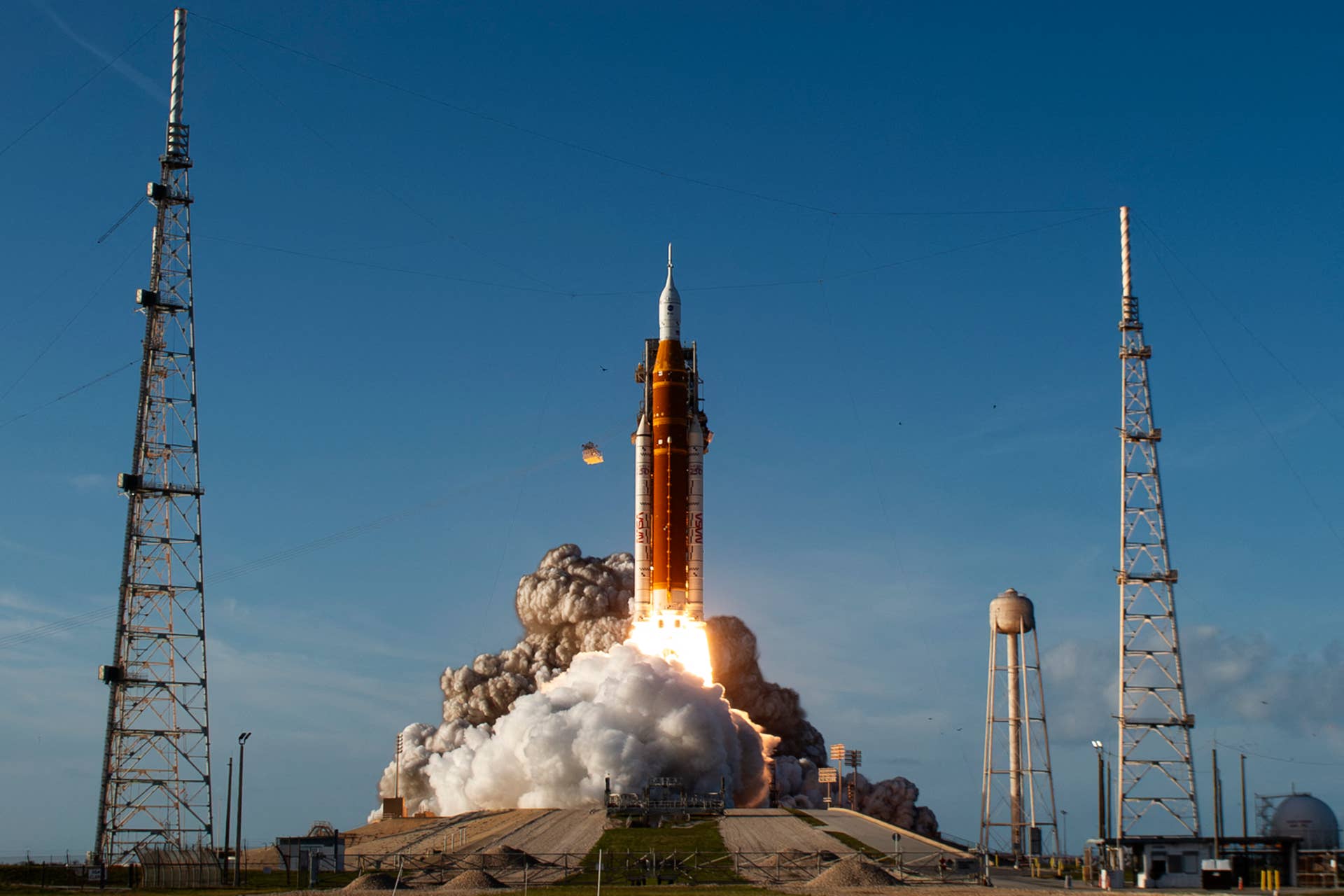 Where Is Artemis II Now? — Tracker Shows Real-Time Updates - Men's Journal