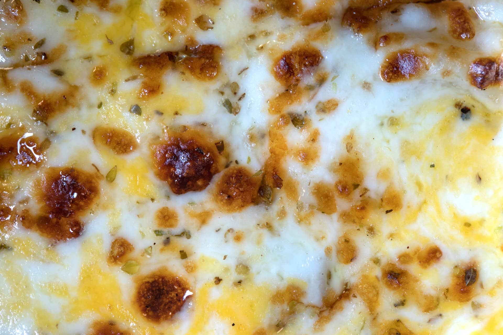 Beloved Pizza Chain Abruptly Closes Every Location After 50 Years - Men ...