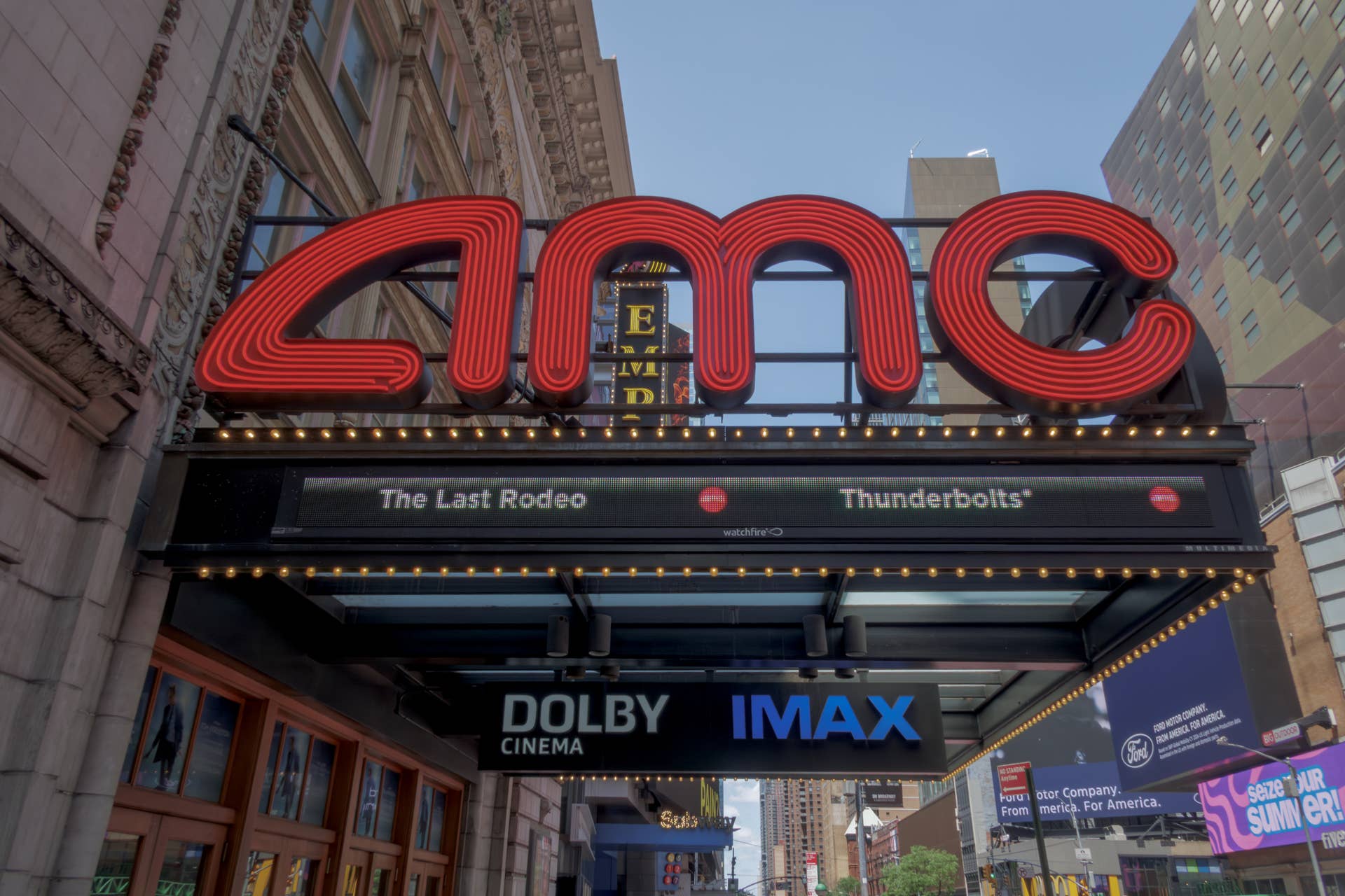AMC Raising Price of Stubs A-List: How Much It Will Cost Per Month ...