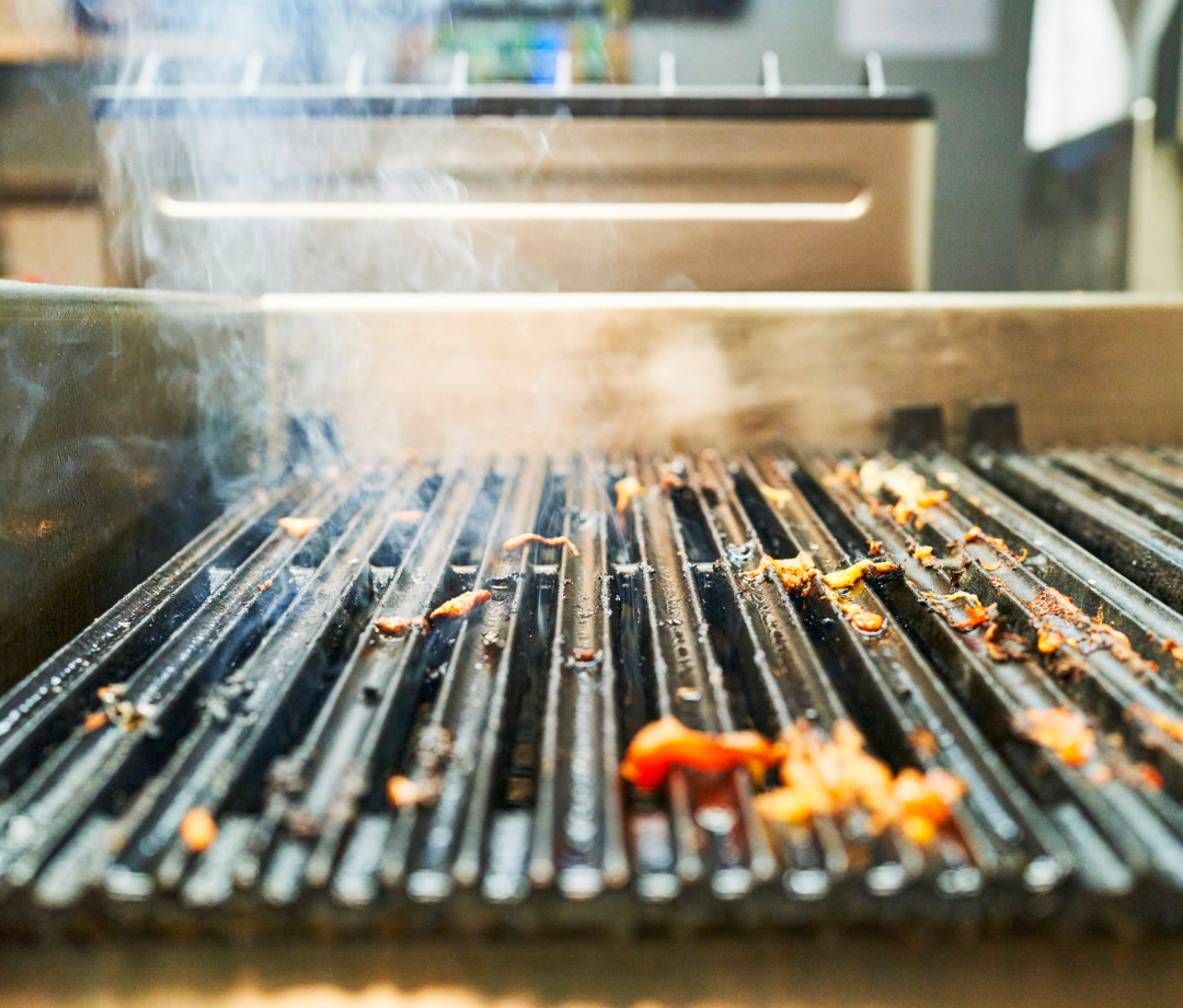 How to Clean a Grill: Guide for Gas, Charcoal, & Pellet Grills - Men's ...