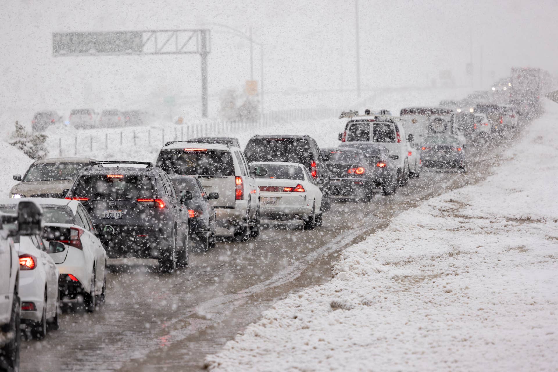 Winter Storm Warning Update: 18 Inches of Snow, 50 mph Winds Loom ...