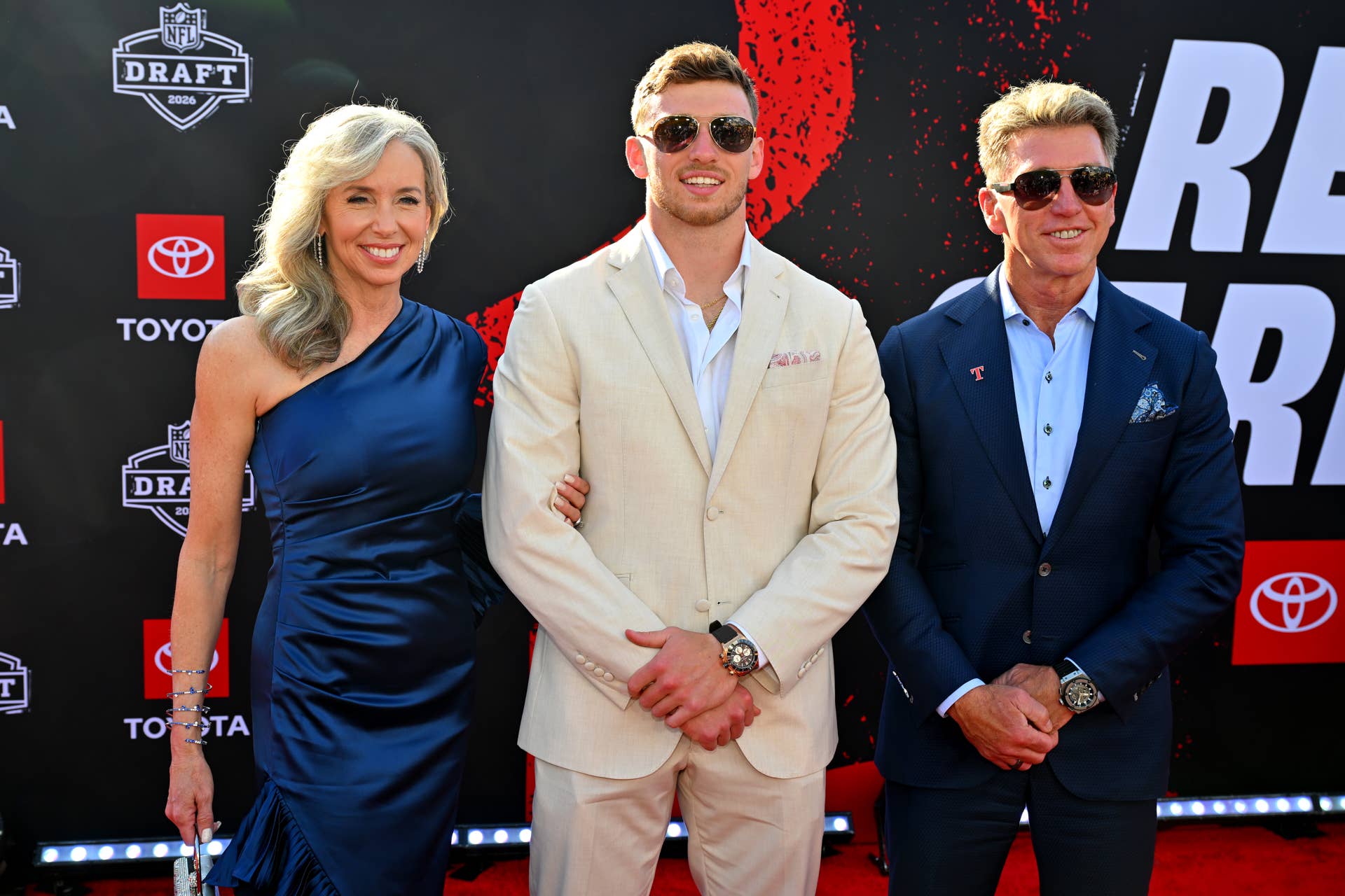 Dillon Thieneman's Sister Catches Attention Amid NFL Draft - Men's Journal