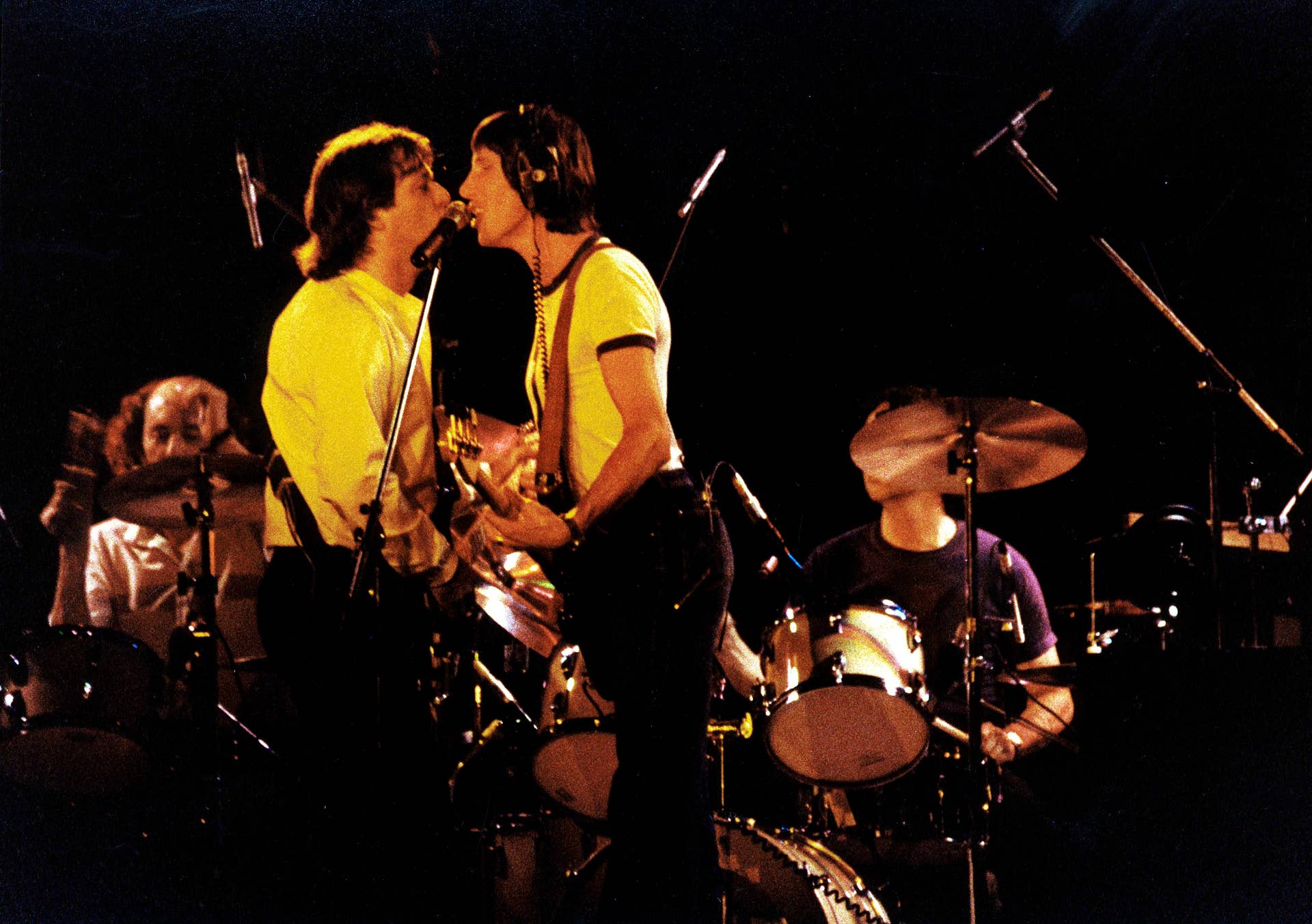 Pink Floyd's 'Comfortably Numb' Among 'Greatest Guitar Solos' - Men's ...