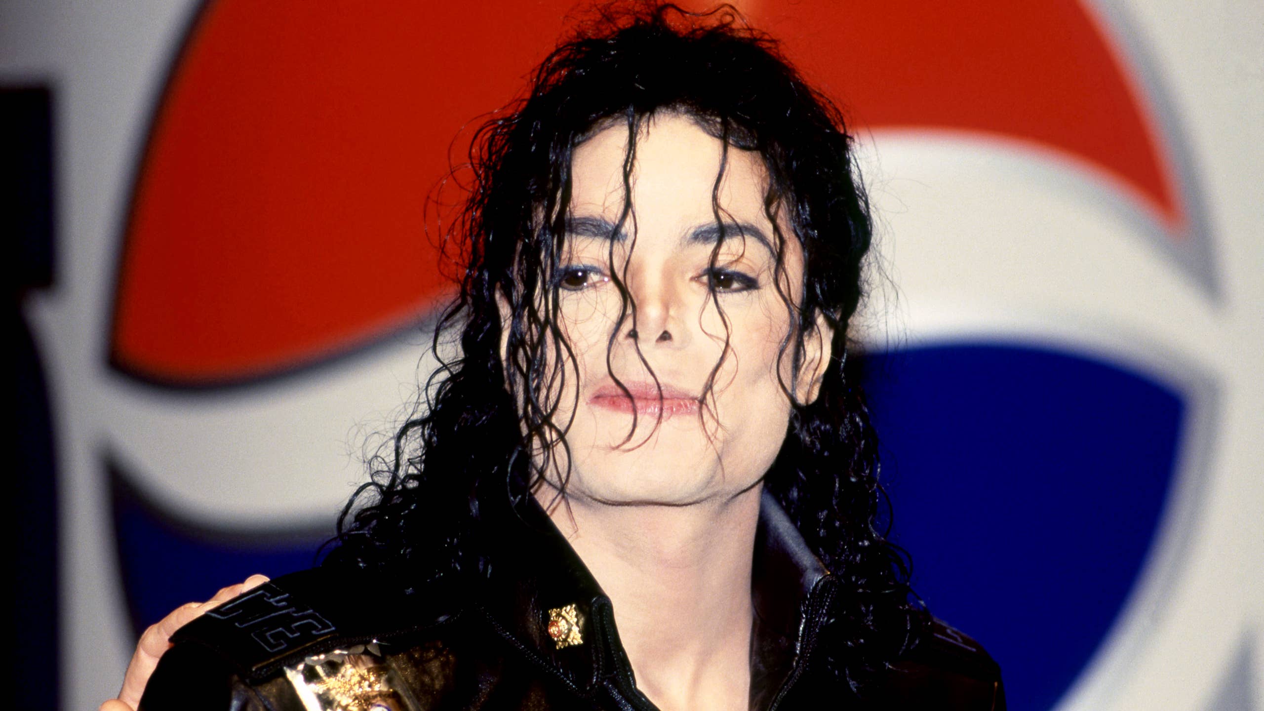 Michael Jackson Pepsi Commercial Accident: How Badly Was He Burned in ...