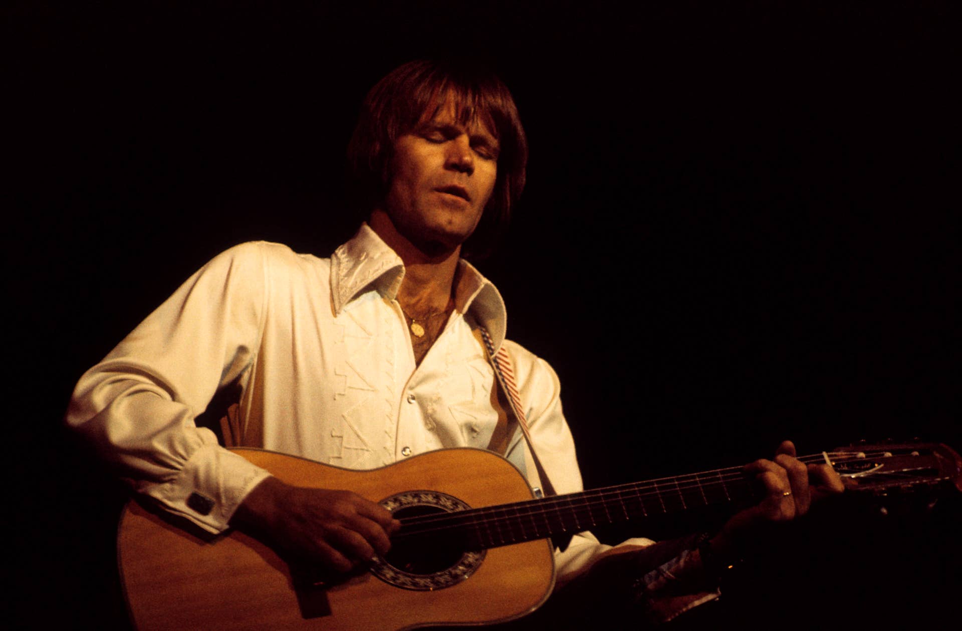 Iconic Country Music Song Made No. 1 History 49 Years Ago Today - Men's ...