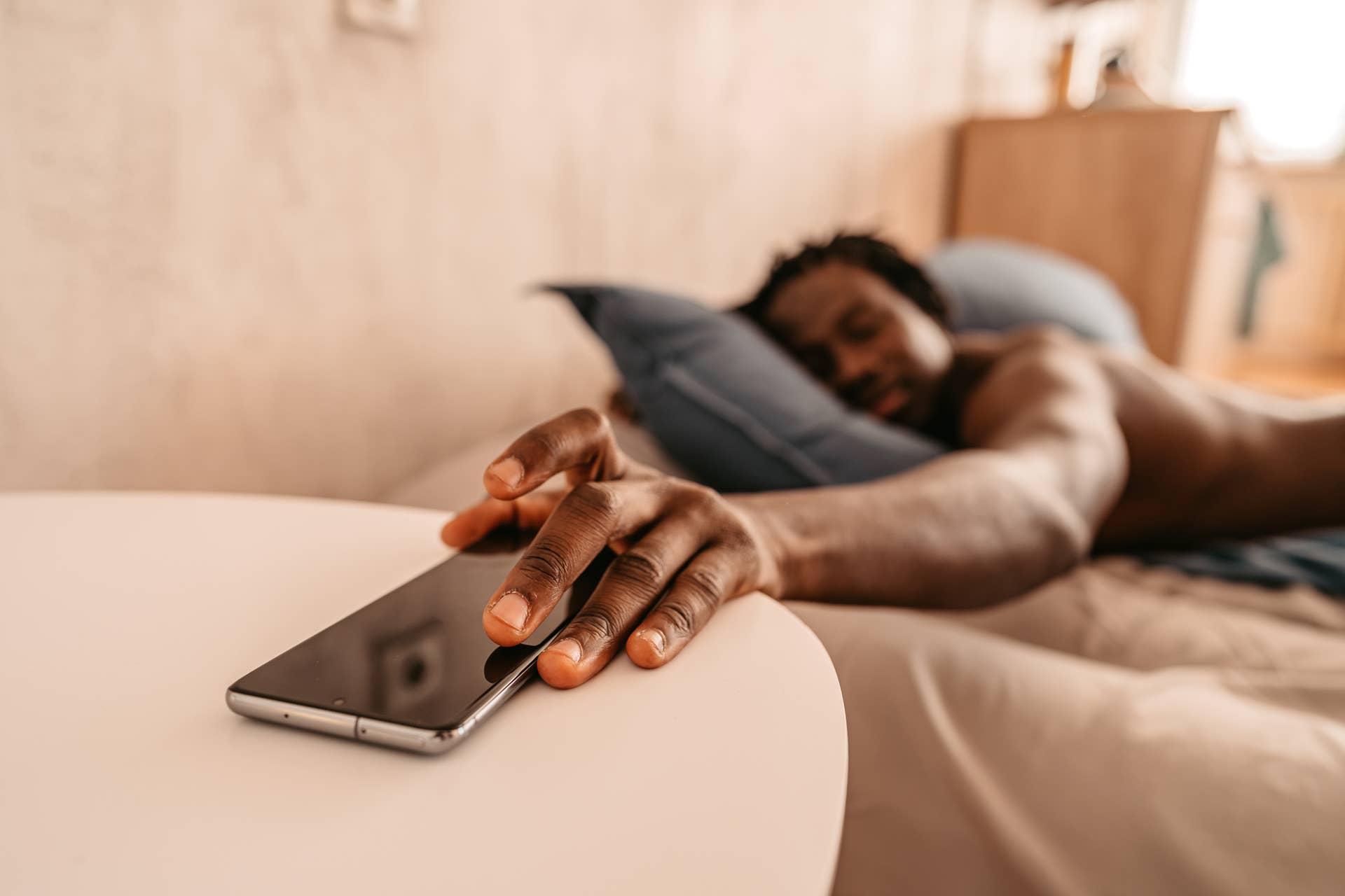 Cardiologist Reveals Early Morning Habits to Avoid - Men's Journal