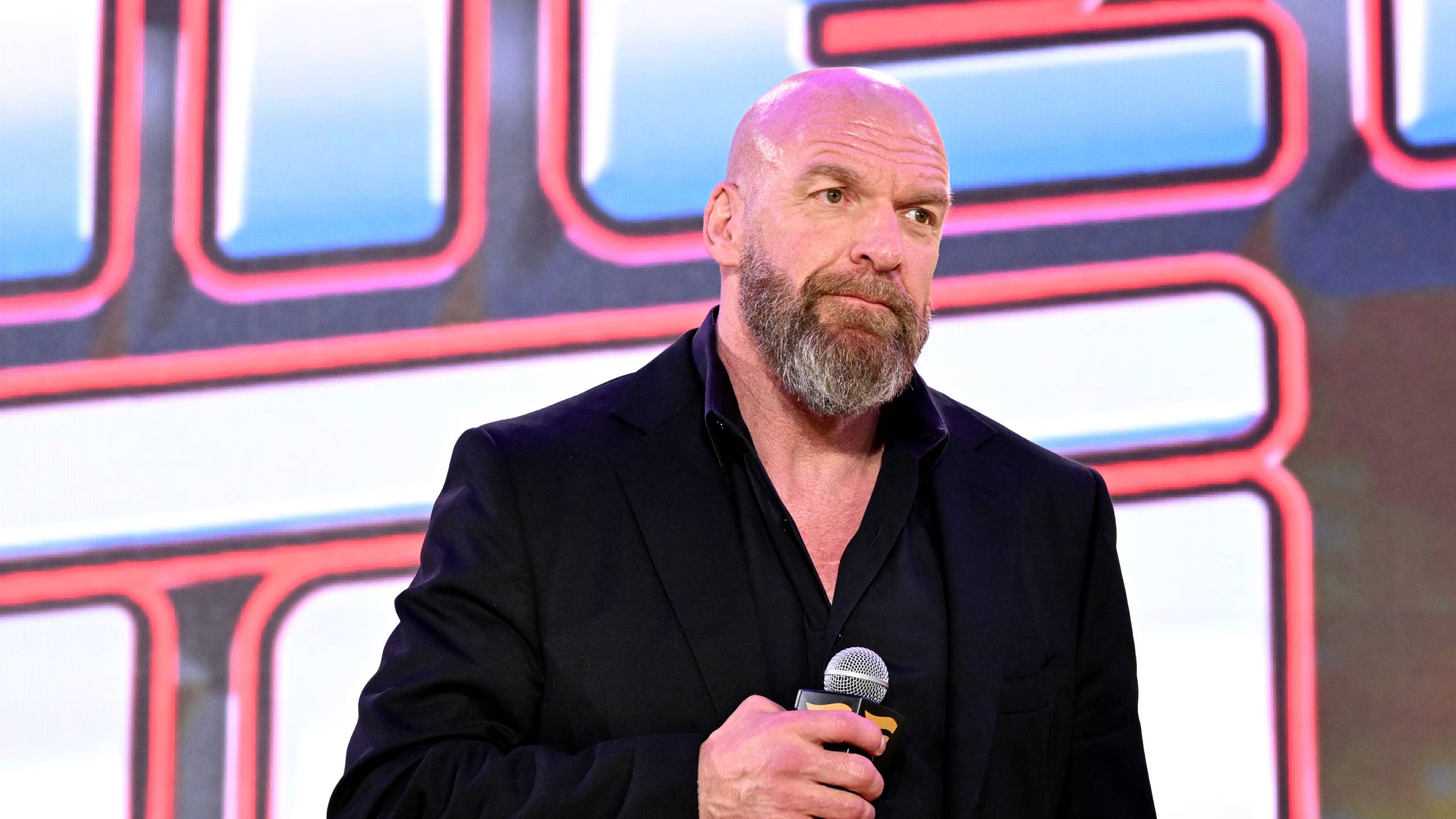 Backstage Report: WWE Locker Room Wants Company to Bring Back Two-Time ...
