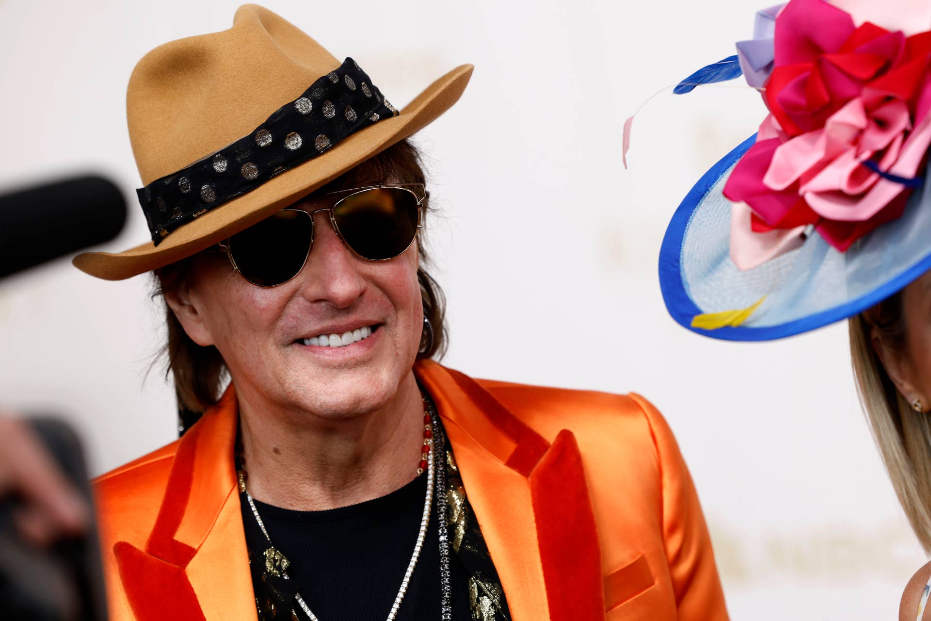 Richie Sambora Thrills Crowd by Singing Livin' on a Prayer at Daughter ...