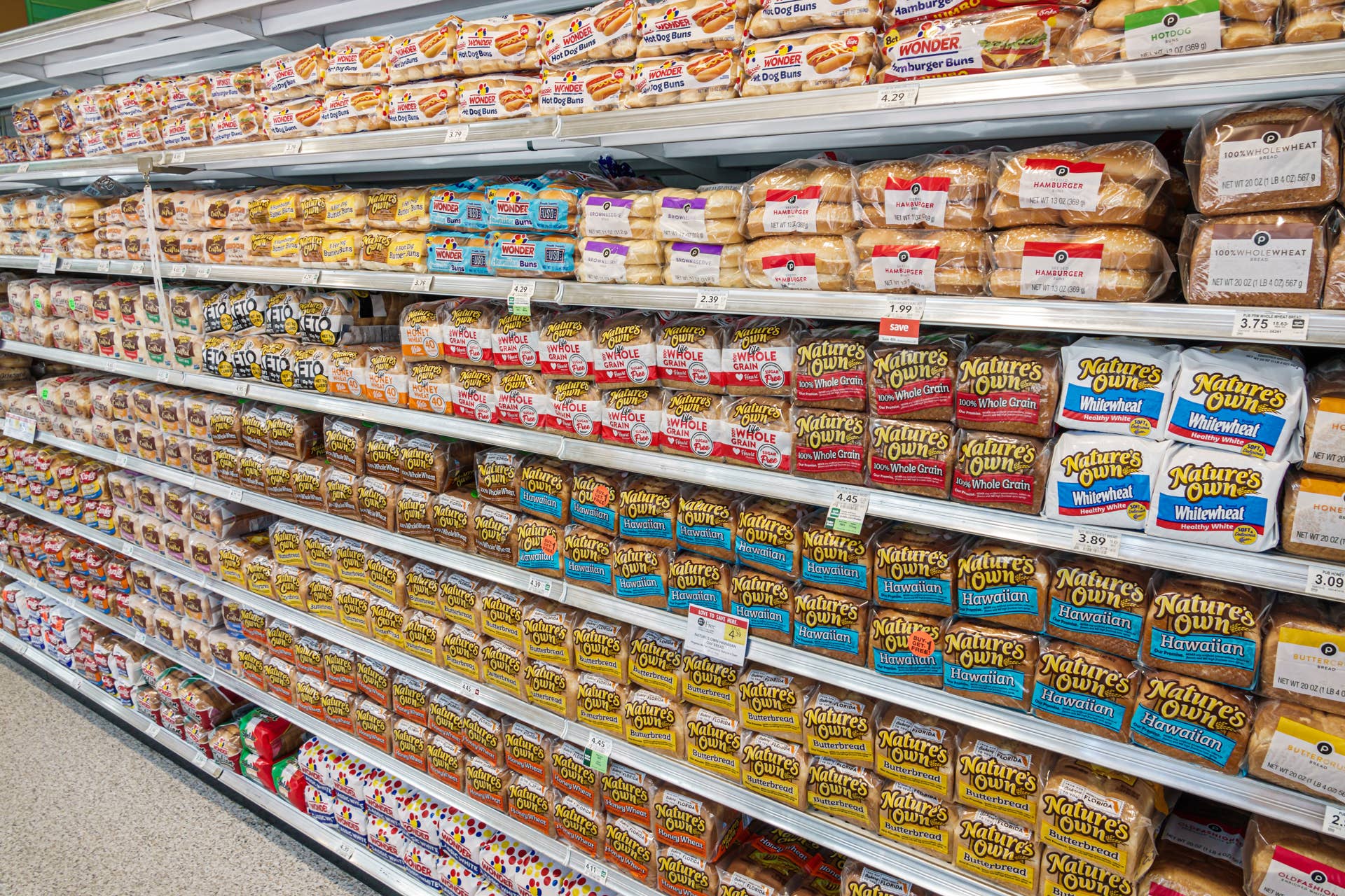 Wonder Bread Makes a Surprising Move After 105 Years in Business - Men ...
