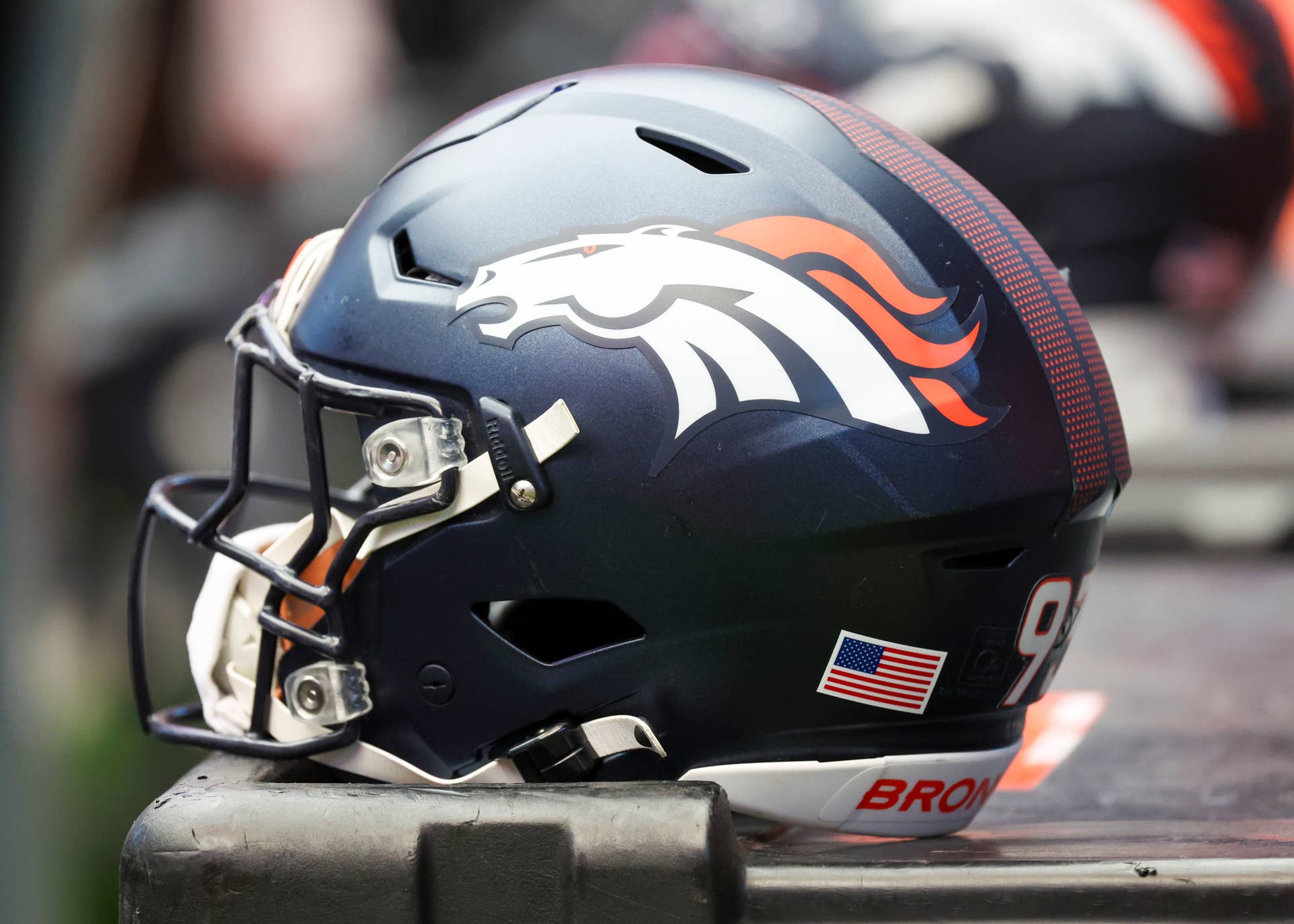Former Denver Broncos Star Quarterback Dies at 83 - Men's Journal