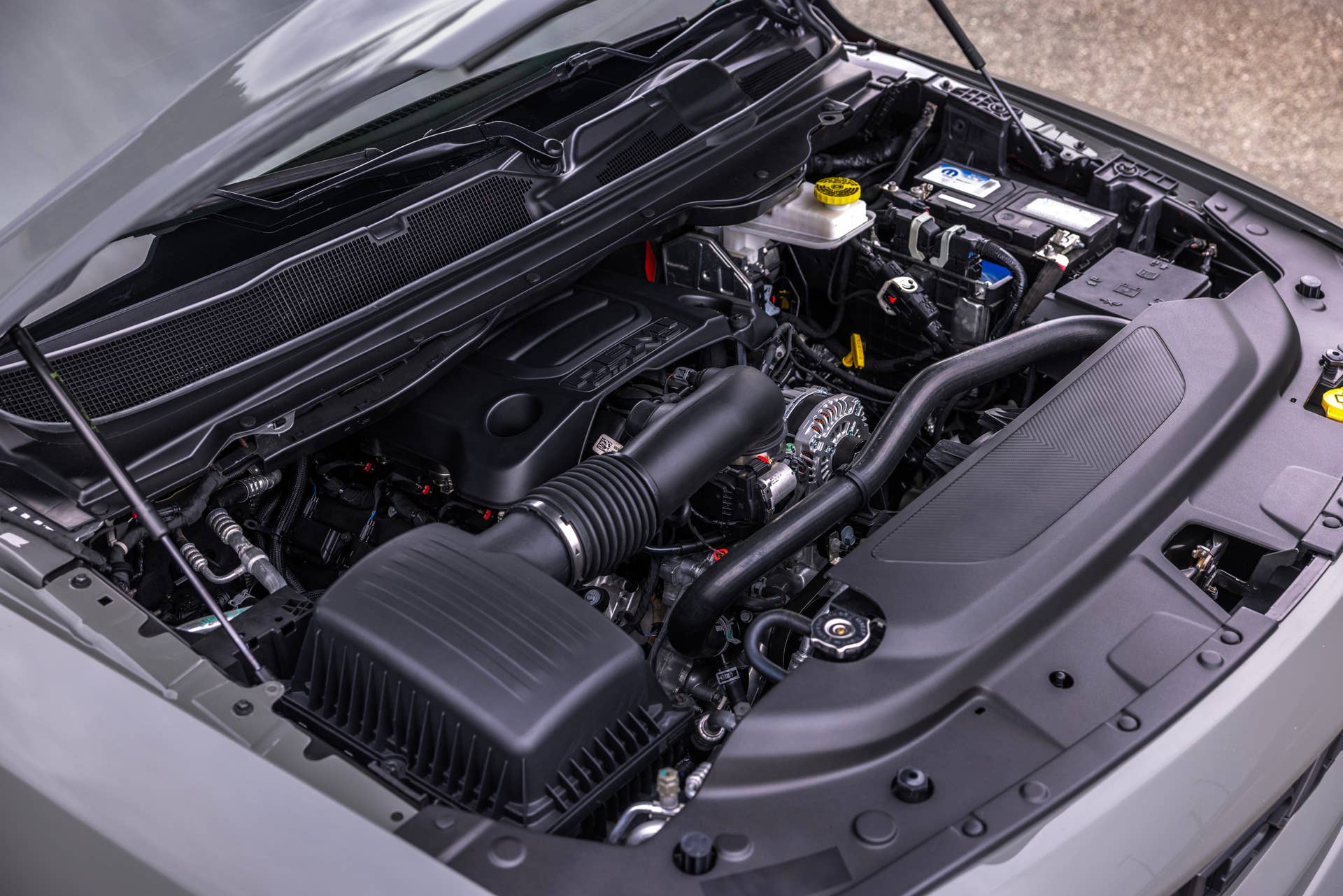 Ram's New V8 Supertrucks Laugh At $5.00 Per Gallon Gas Prices - Men's ...