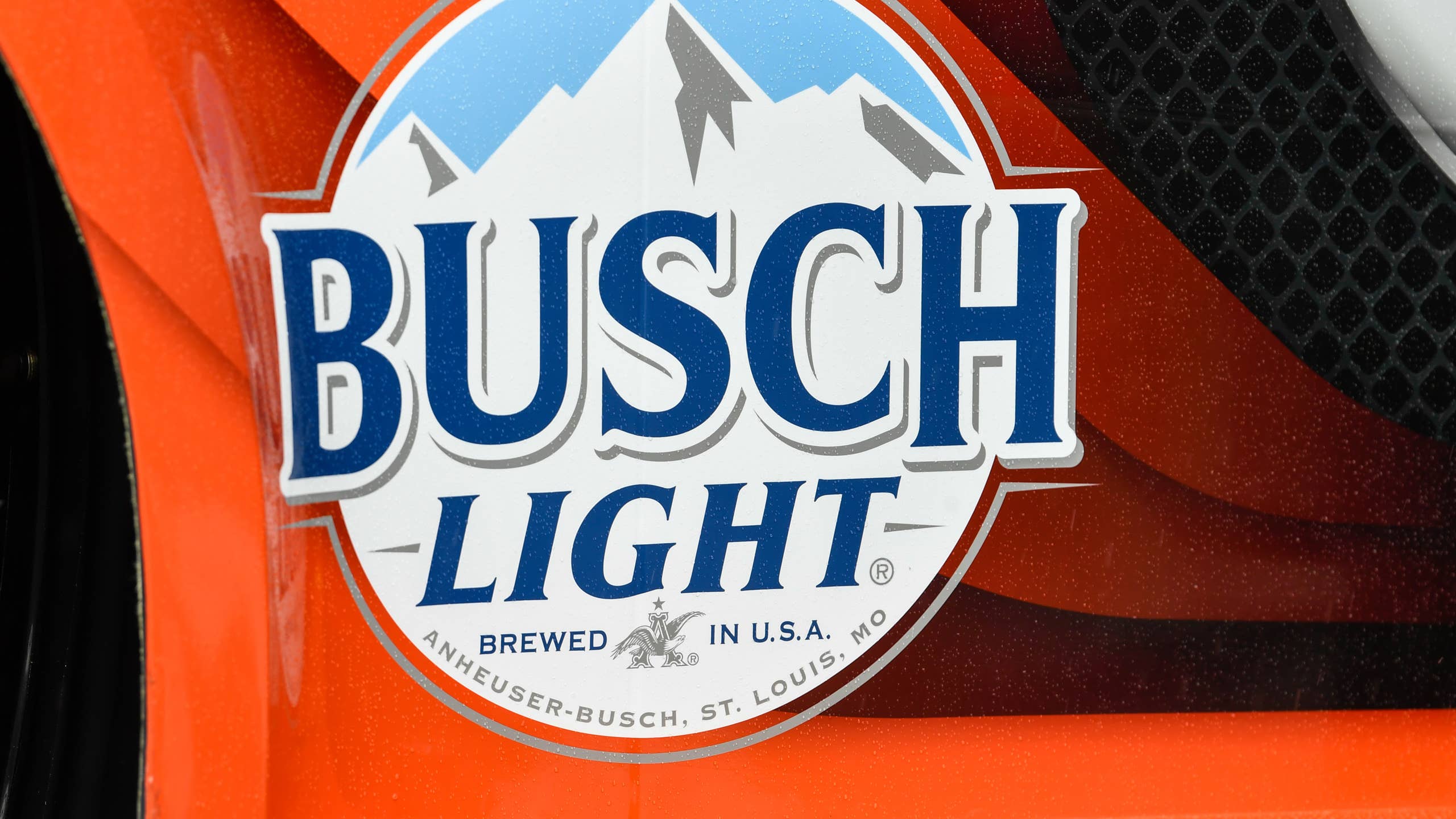Busch Light Making Special Edition Flavor Change: How Fans Can Vote ...