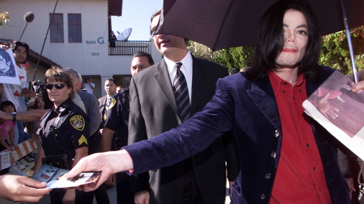 Janet Arvizo Jackson: Gavin Arvizo's Mom Was a 'Loose Cannon' in Trial ...