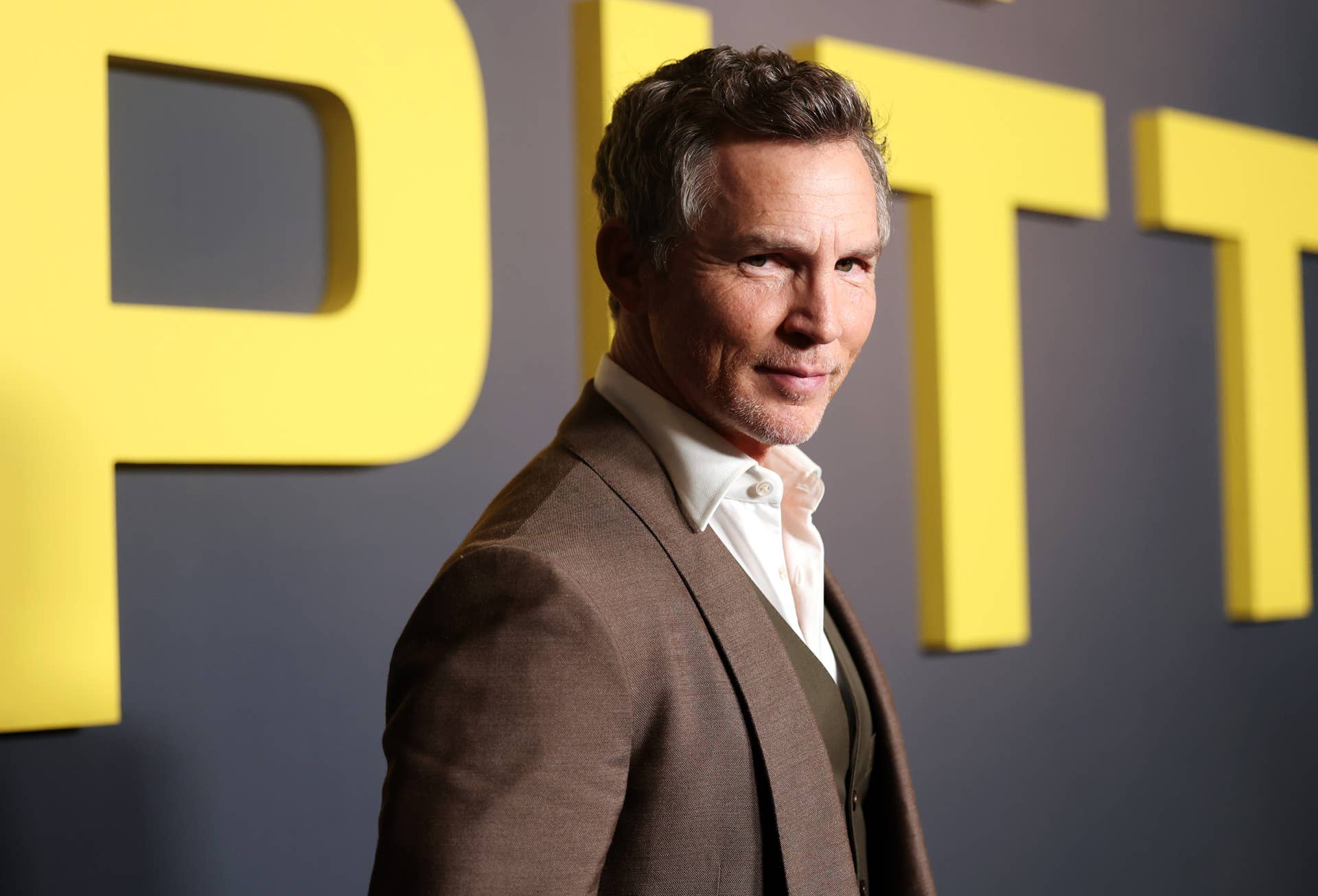 ‘The Pitt’ Actors Are Taking a Step Back From Social Media - Men's Journal