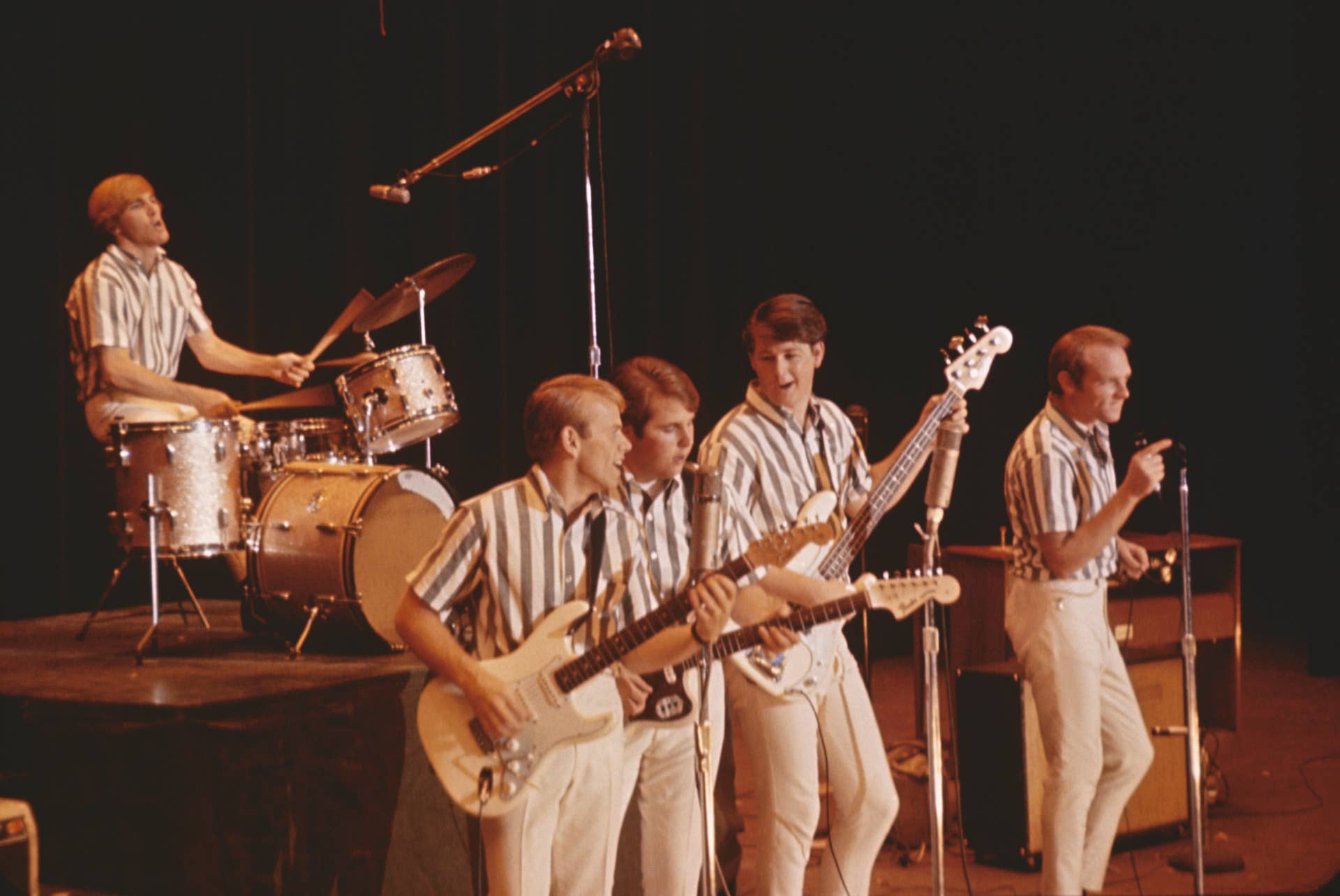 The Beach Boys Named the Greatest American Rock Band of All Time - Men ...