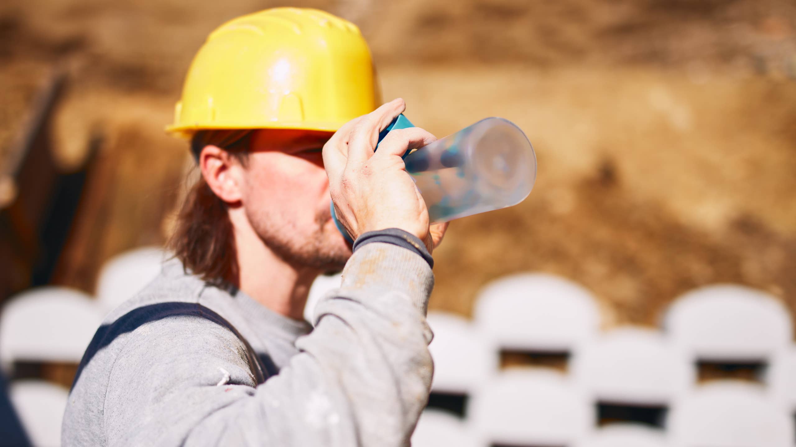 The 'Blue Collar Cocktail' Is Taking Over Social Media — Here's What's ...