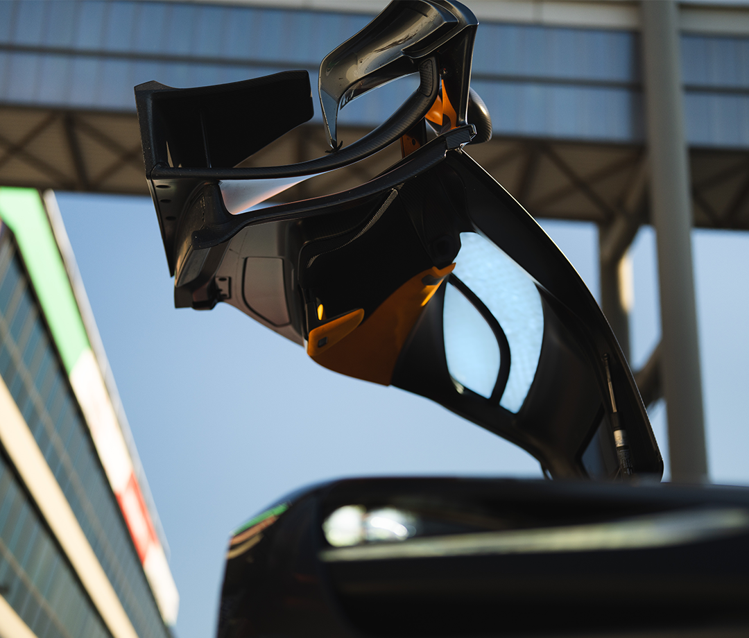 McLaren W1 Review: Driving the $2.2 Million, 1,258-HP Hypercar - Men's ...