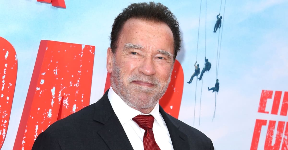 Arnold Schwarzenegger Gets Candid on Death With Danny DeVito - Men's ...