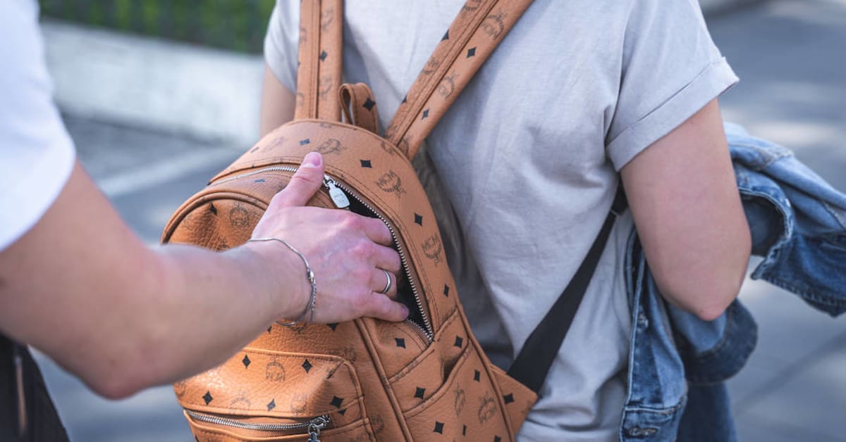 Viral Italian Pickpocket TikToks Warn Travelers of Danger