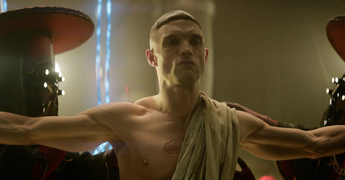 Ed Skrein ‘Rebel Moon’ Workout: How He Cut to 5% Body Fat - Men's Journal