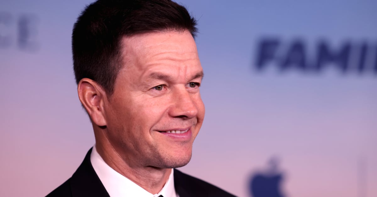 Mark Wahlberg Shows off Jaw-Dropping Bald Transformation for New Movie 'Flight Risk'