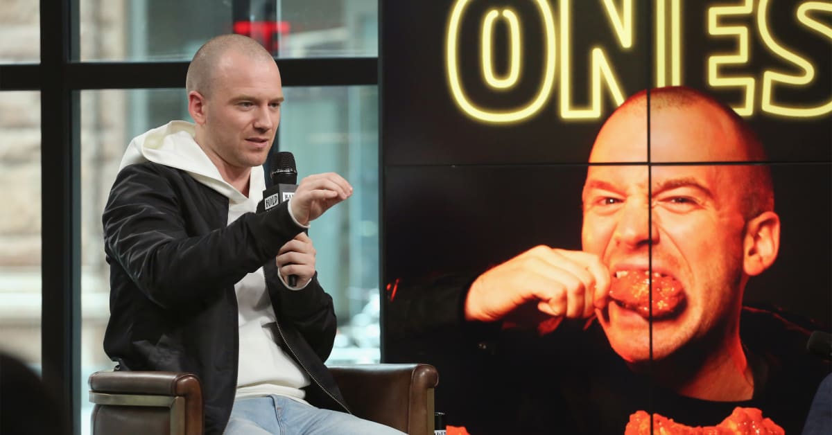 ‘Hot Ones’ Host Sean Evans Tries Pepper X, World’s New Hottest Pepper