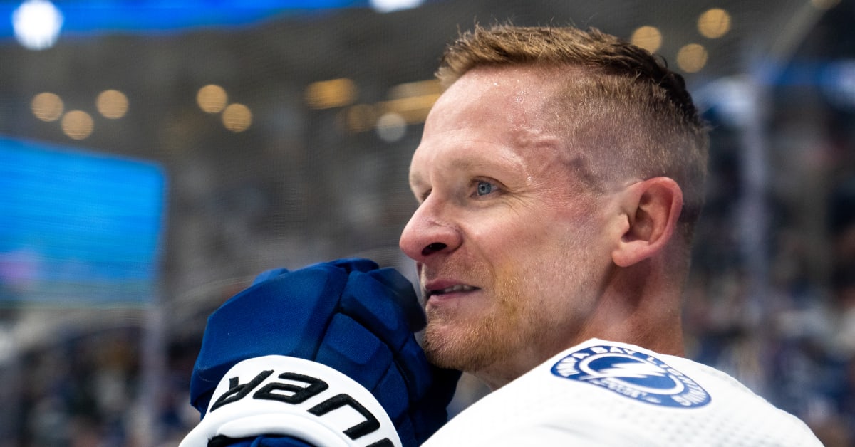 Corey Perry Breaks Silence on Rumors of Relationship With Connor Bedard ...
