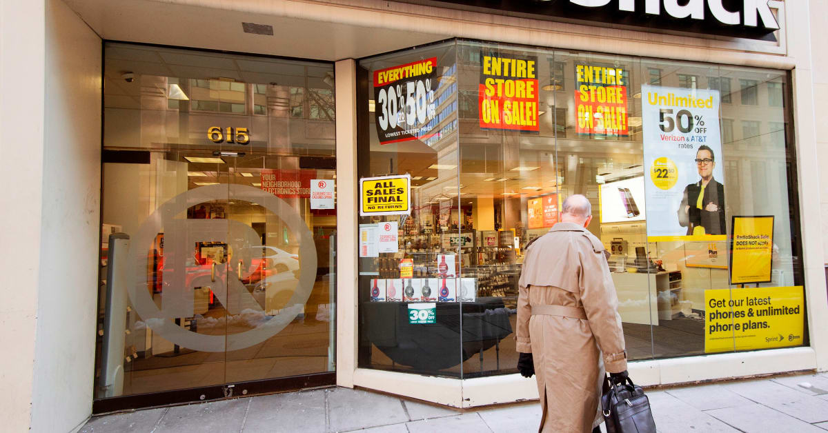 Iconic 1990s-Era Brand Closes 1 of Its Last Locations But Plots a Comeback