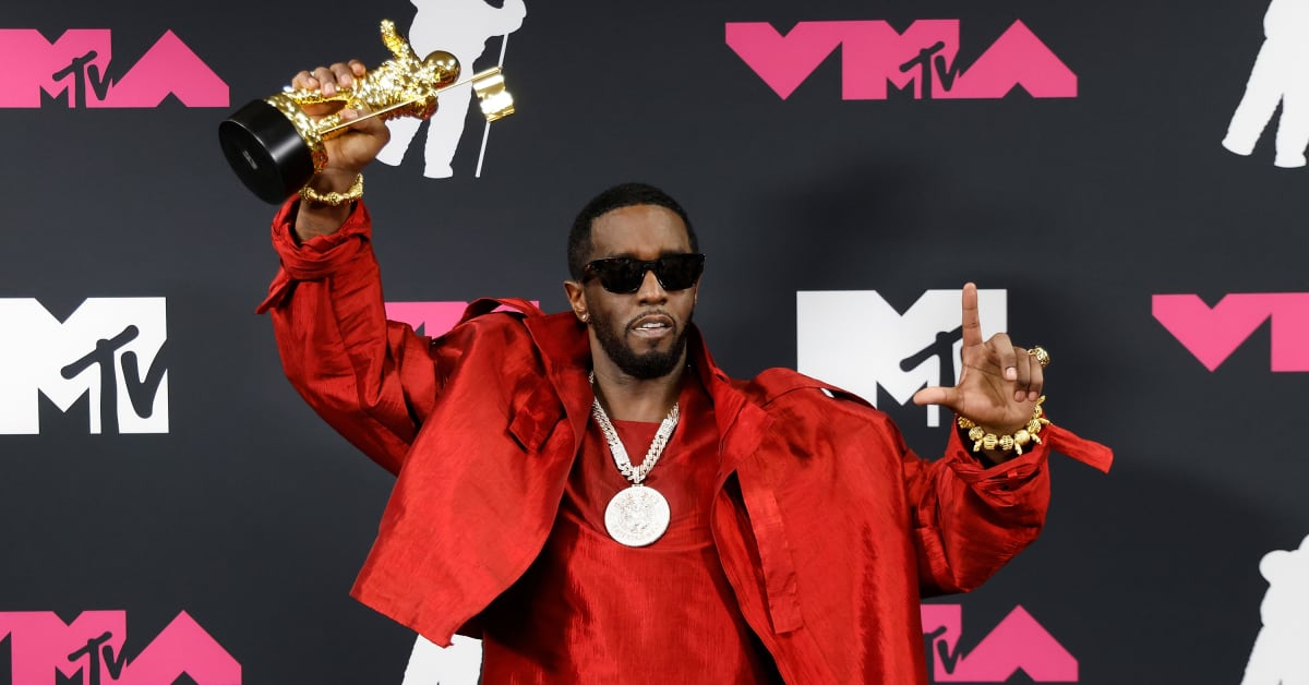 Woman Kicked out for Yelling at Sean ‘Diddy’ Combs