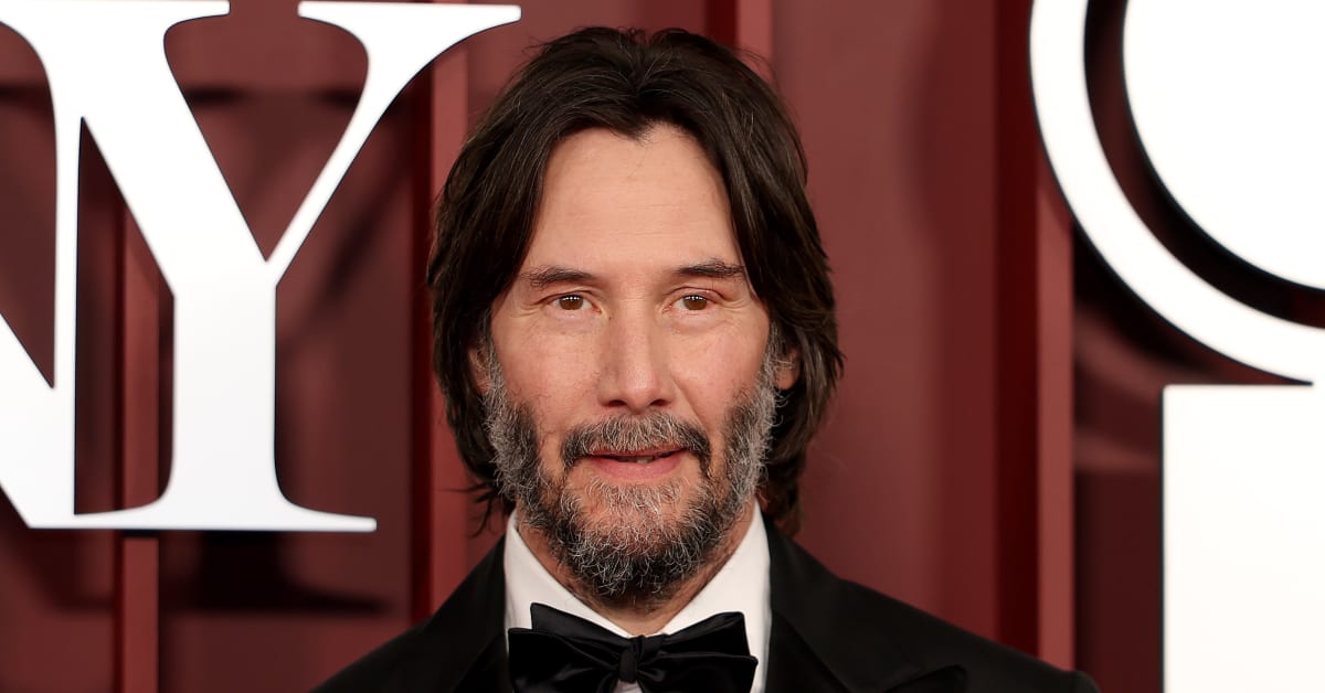 Keanu Reeves Makes His Feelings About Jonathan Groff Clear At the Tonys