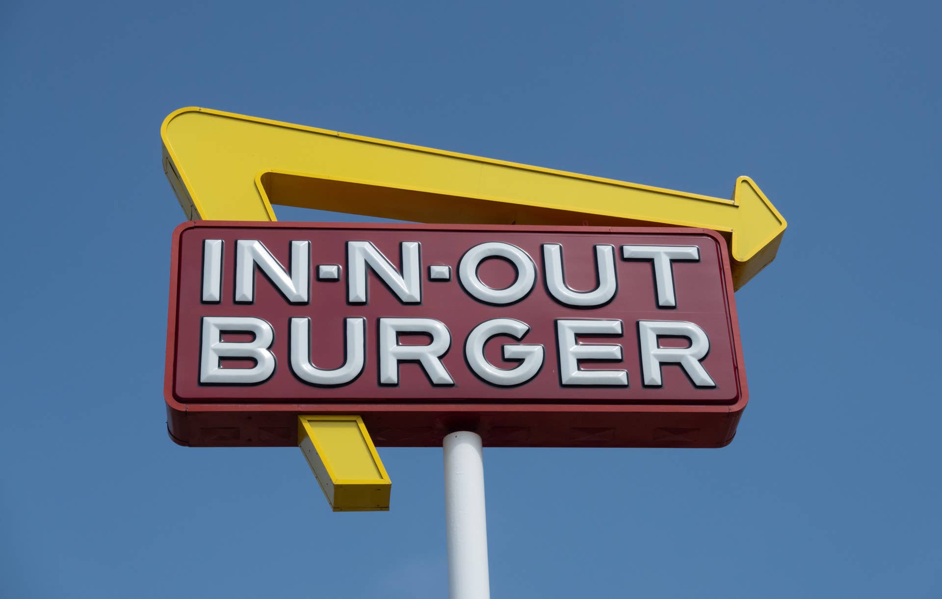 YouTube Prankster Sued by In-N-Out for 'Lewd' Video