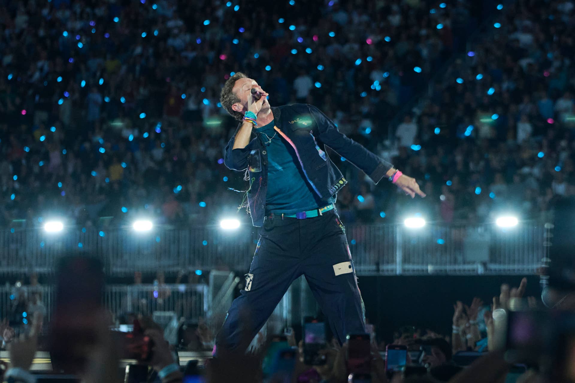 Coldplay ‘statement’ on Andy Byron Goes Viral. It's Fake