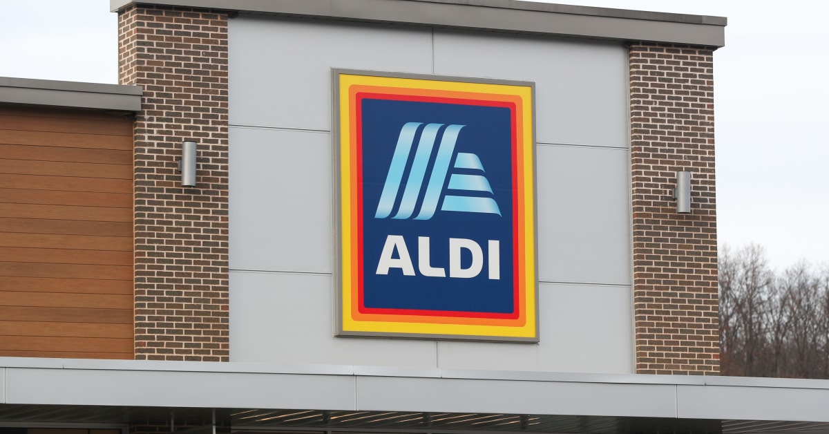 Aldi’s Coldplay Concert Meme About Andy Byron and Kristin Cabot Just ...