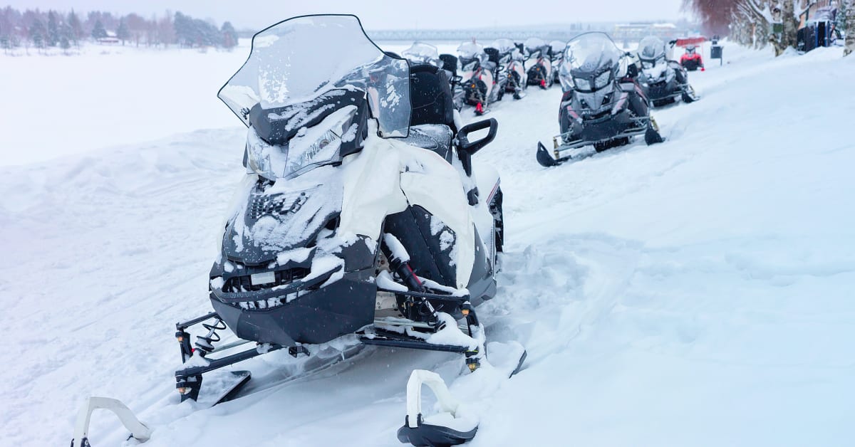 One Dead Following Multi-Snowmobile Collision on Frozen Lake