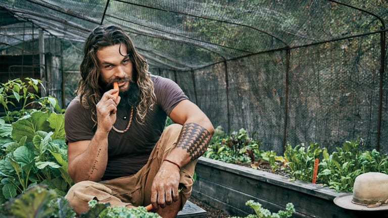 Jason Momoa Isn't on the Keto Diet. Here's How He Eats to Get Ripped