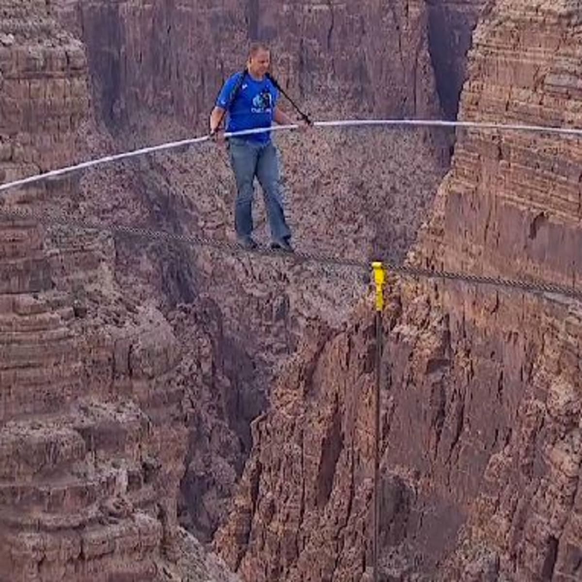 Tightrope Walkers Who Died Nik Wallenda Completes Niagara Falls Wire