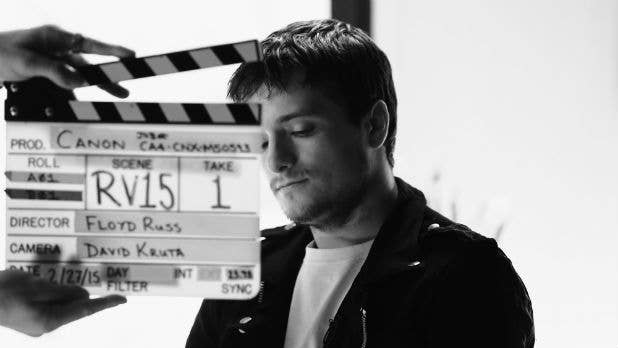 Josh Hutcherson Preto E Branco