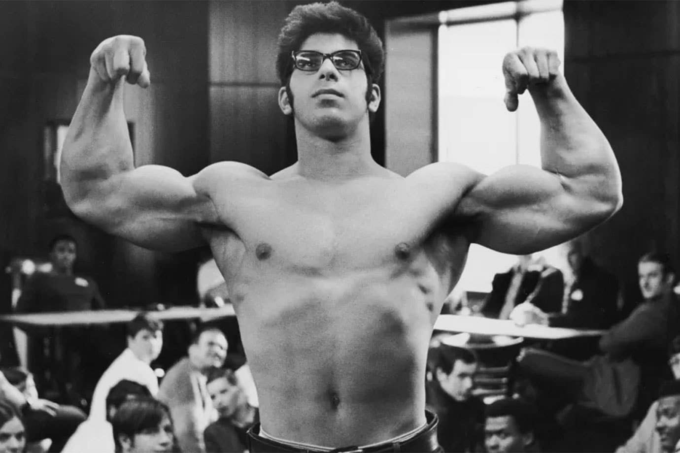 10 of Our Favorite Old-School Photos of Lou Ferrigno