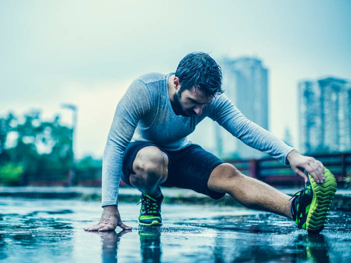 Warmup Tips: How to Use Static and Dynamic Stretching to Become a ...