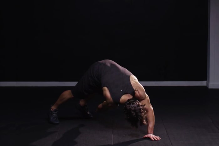 21 Best Bodyweight Exercises to Burn Fat and Build Muscle - Men's Journal