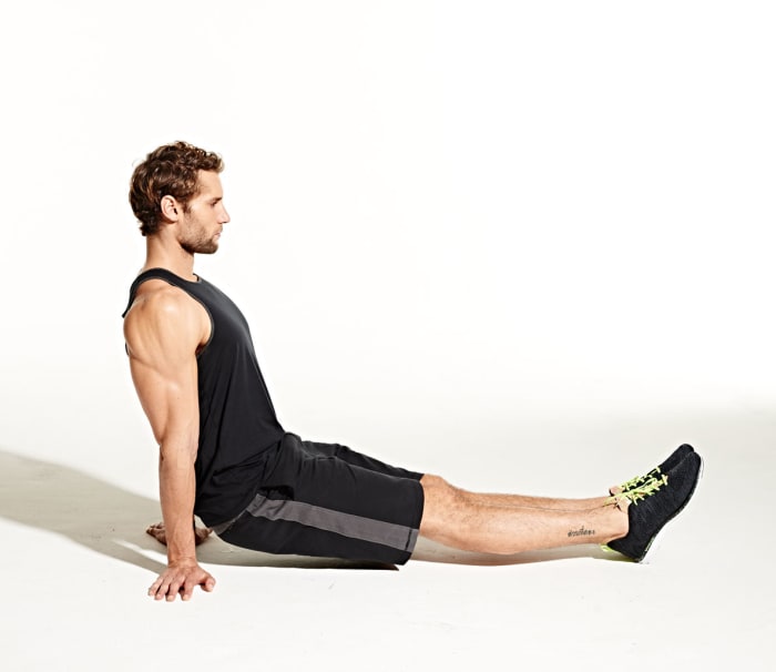 This Prison Workout Only Requires 15 Minutes and Your Own Bodyweight