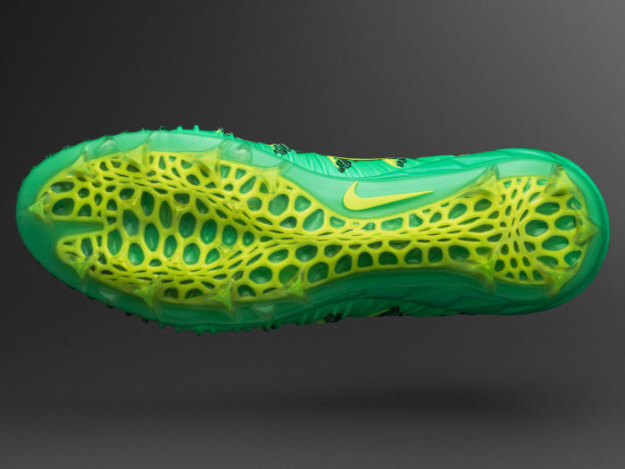 Russell Wilson Unveils His New Nike Alpha Menace Elite Cleats With ...